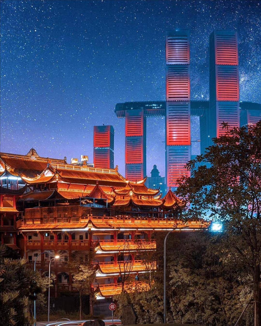 Traditional and modern architecture in one frame, Chongqing, China [1280x519] | Scrolller