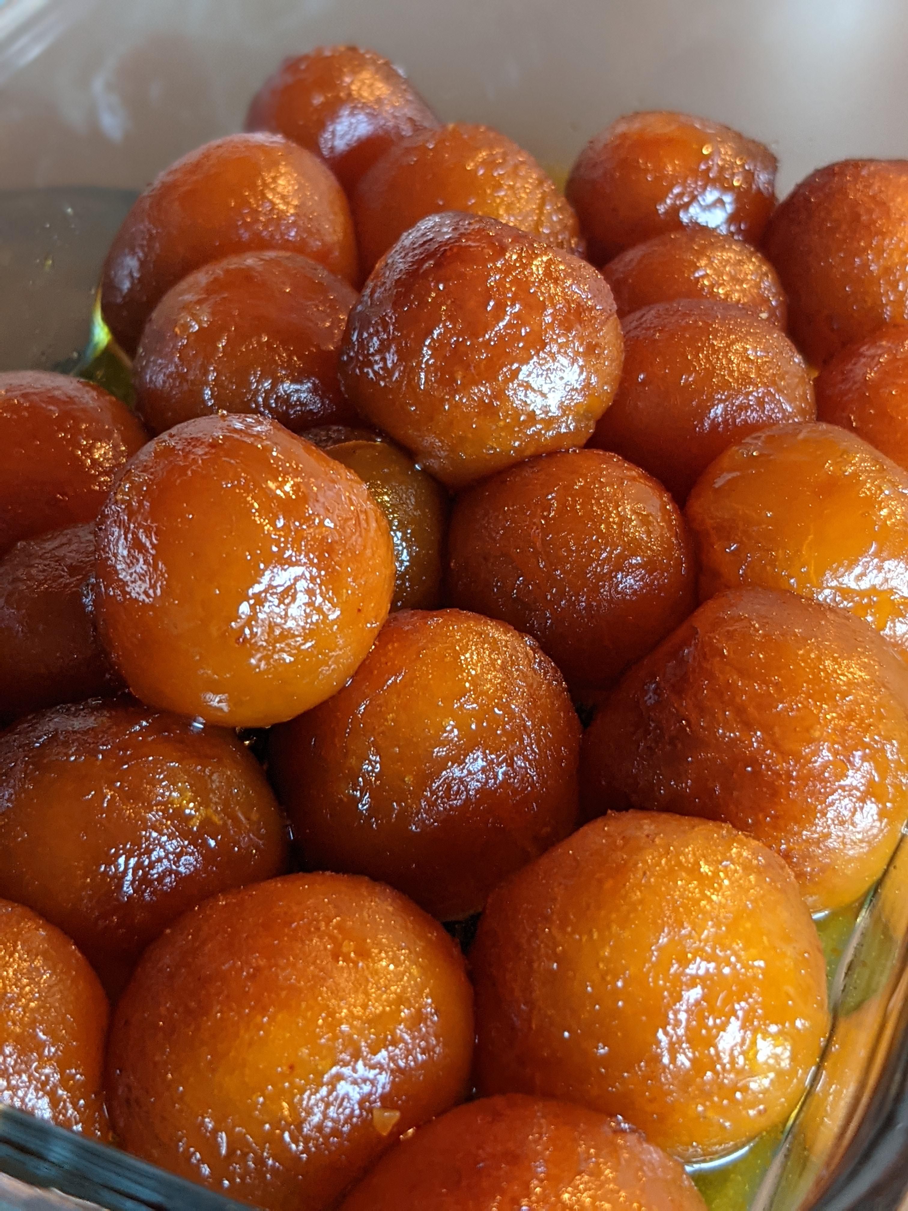 Tried my hand at making Gulab jamoon, an Indian sweet. | Scrolller Tried my hand at making Gulab jamoon, an Indian sweet. | Scrolller