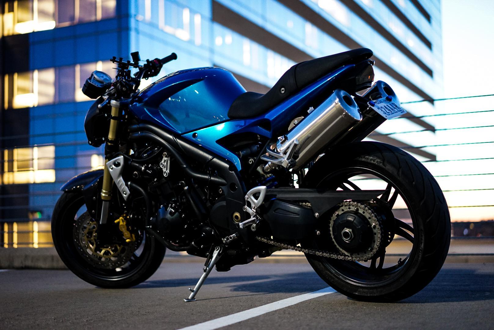 Triumph really nailed this color... | Scrolller