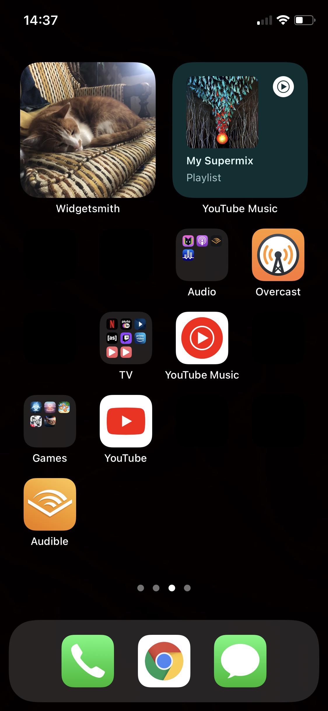 Trying a new home screen layout (I use my phone as my main device, so few shortcuts) | Scrolller