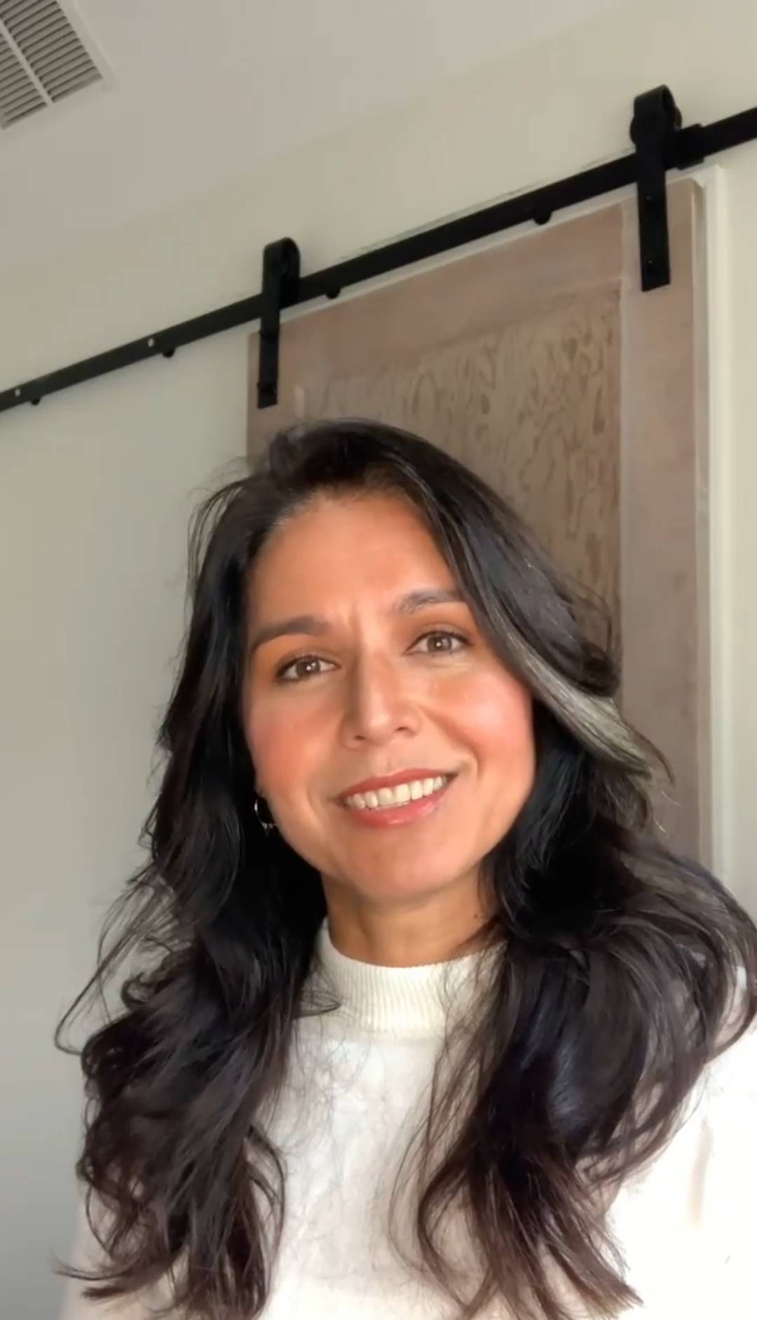 Tulsi Gabbard 😀 | Scrolller