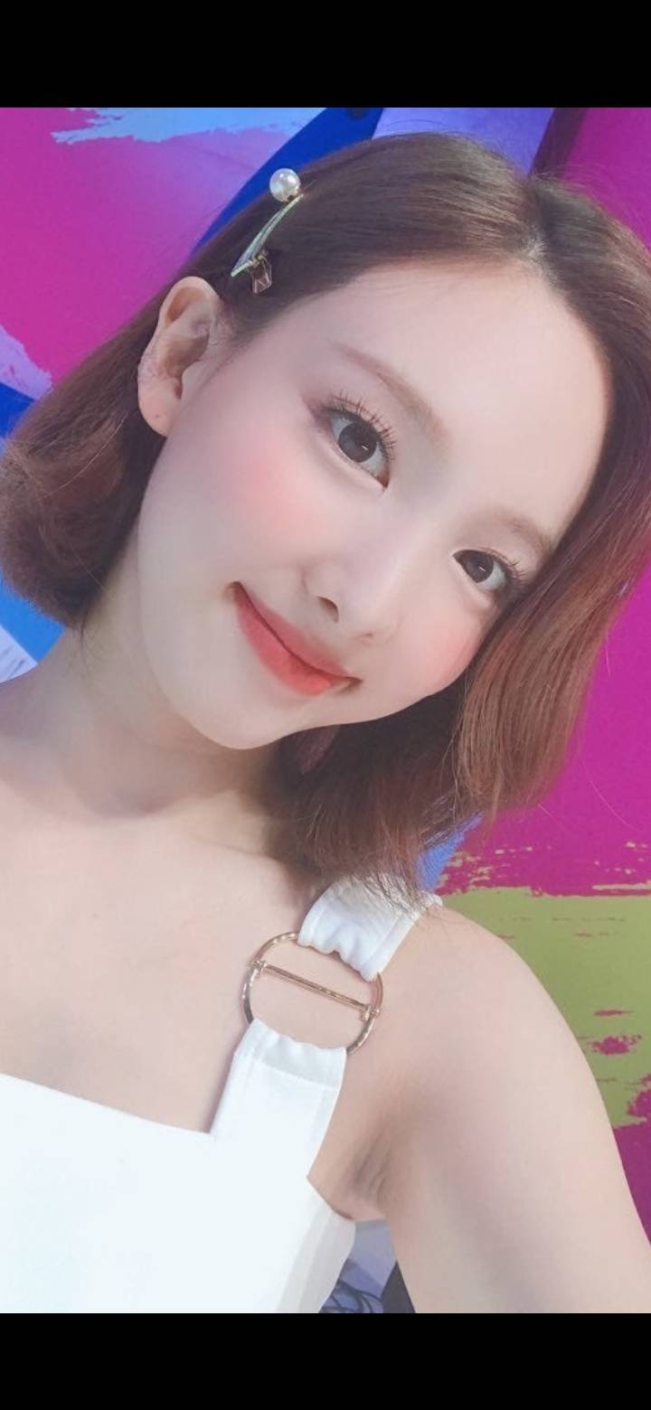 TWICE-Nayeon | Scrolller