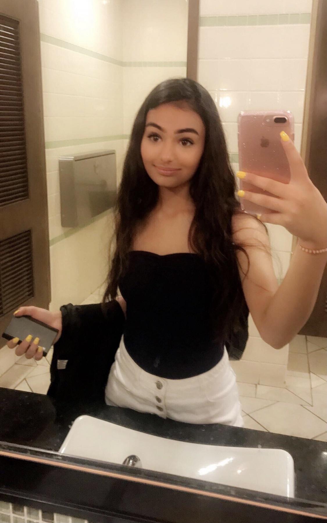 U guys like how looked with my makeup and hair done so much that I decided to go outside in full ...