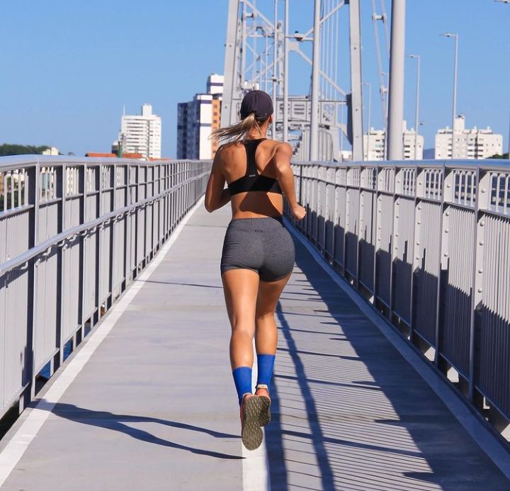 Ultra Trail Runner Nini Oliveira | Scrolller