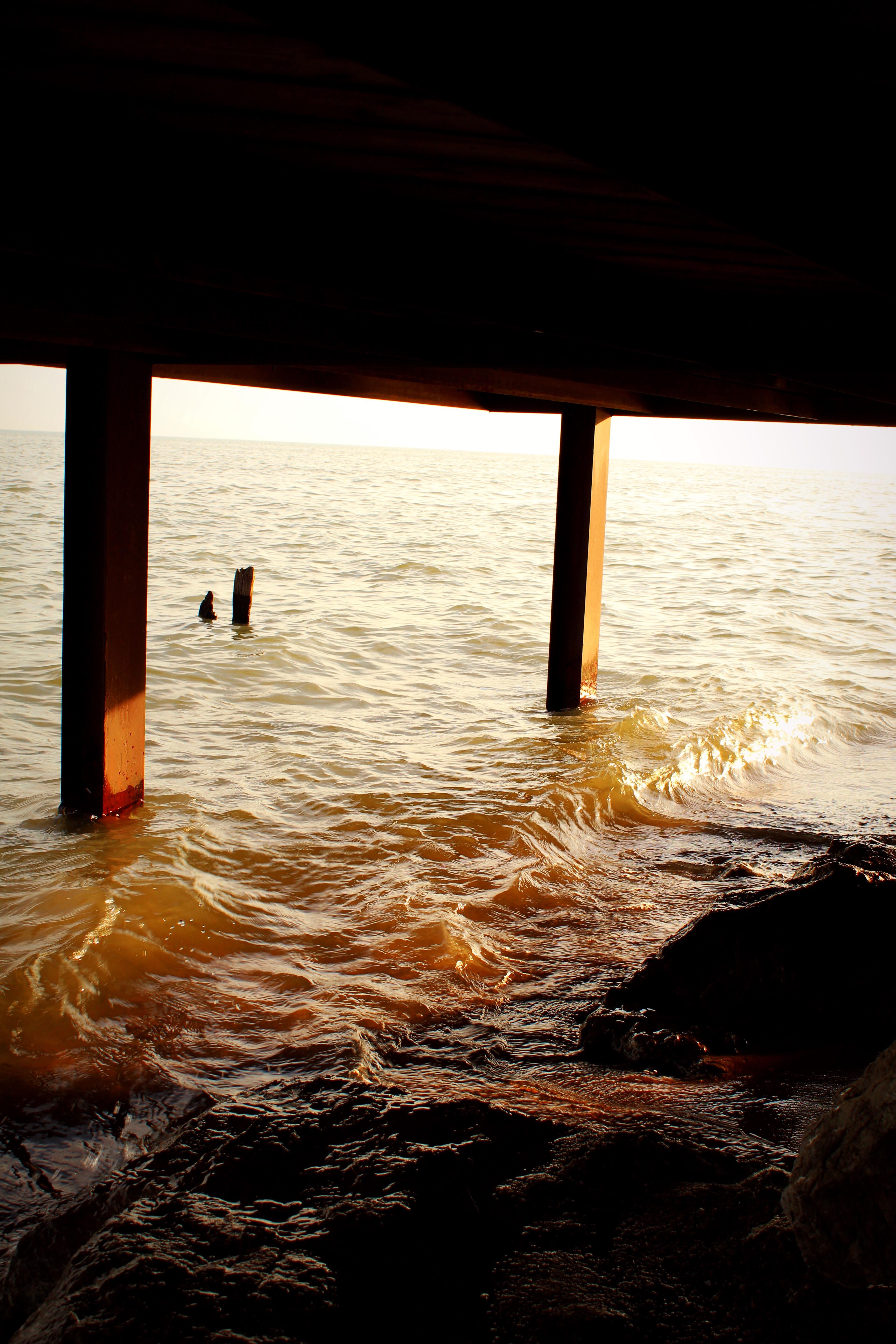 Under the Dock, Lake Erie [OC 3456x5184] | Scrolller