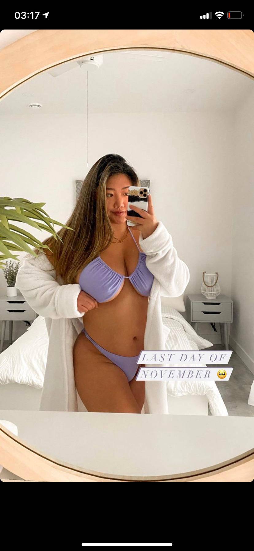 Underboob | Scrolller