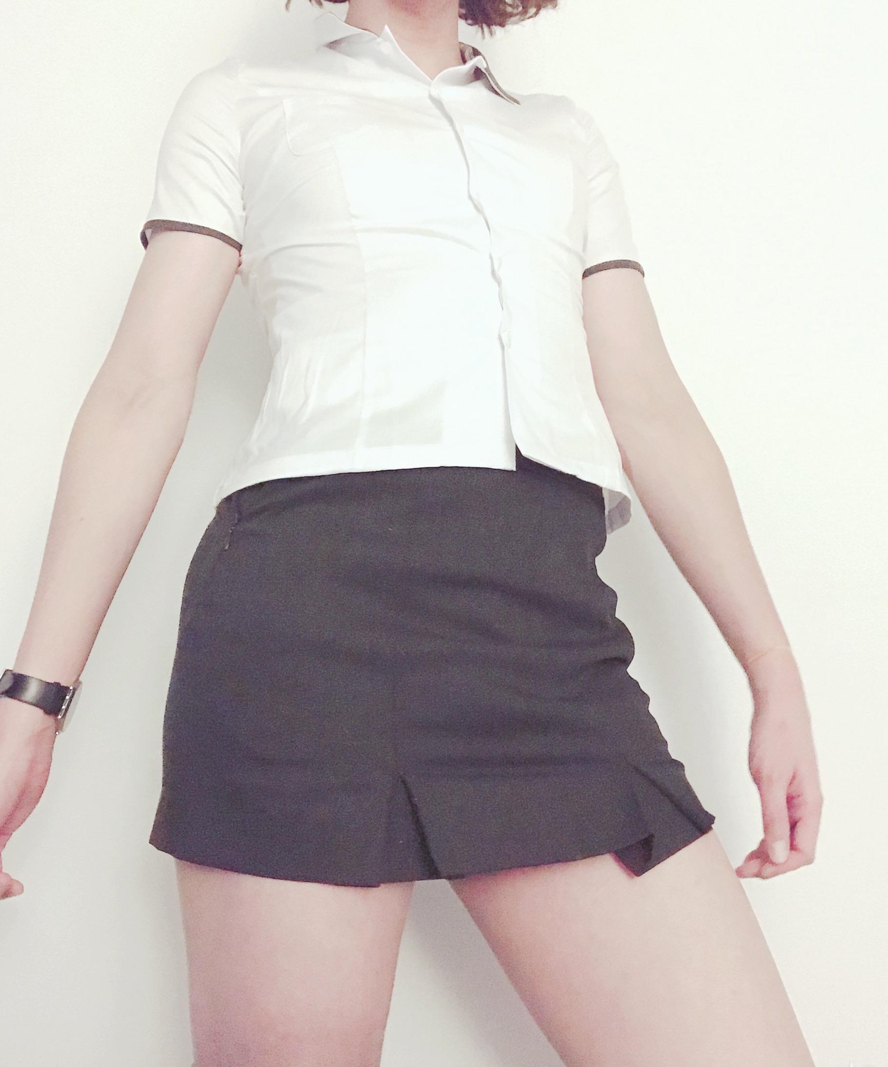 Uniform 😉 | Scrolller