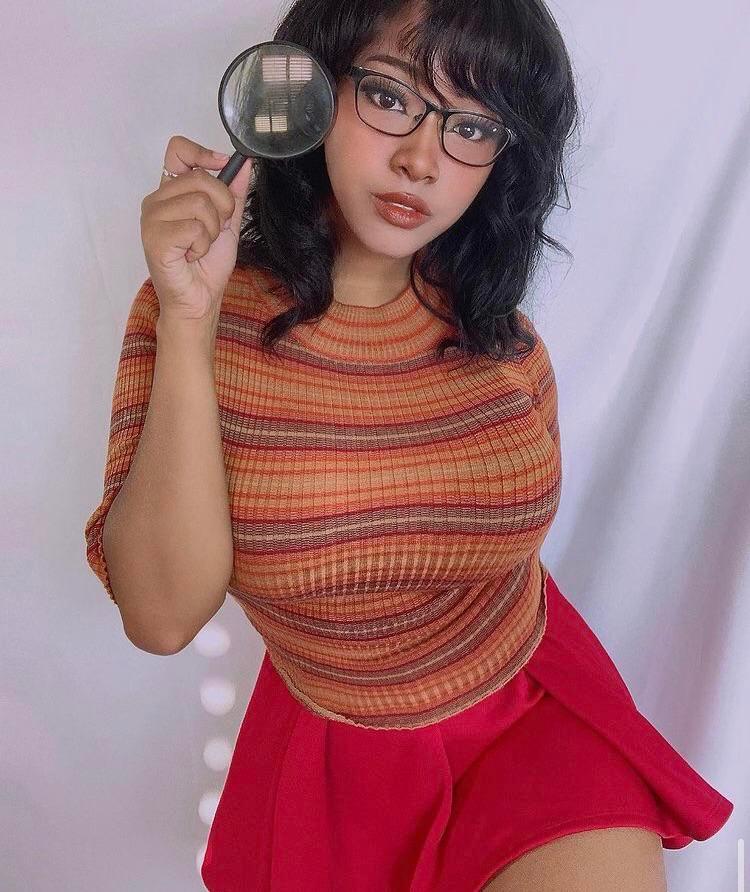 UniqueSora | Scrolller