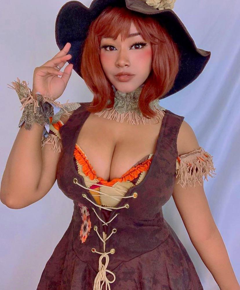 Uniquesora as Scarecrow Uraraka | Scrolller