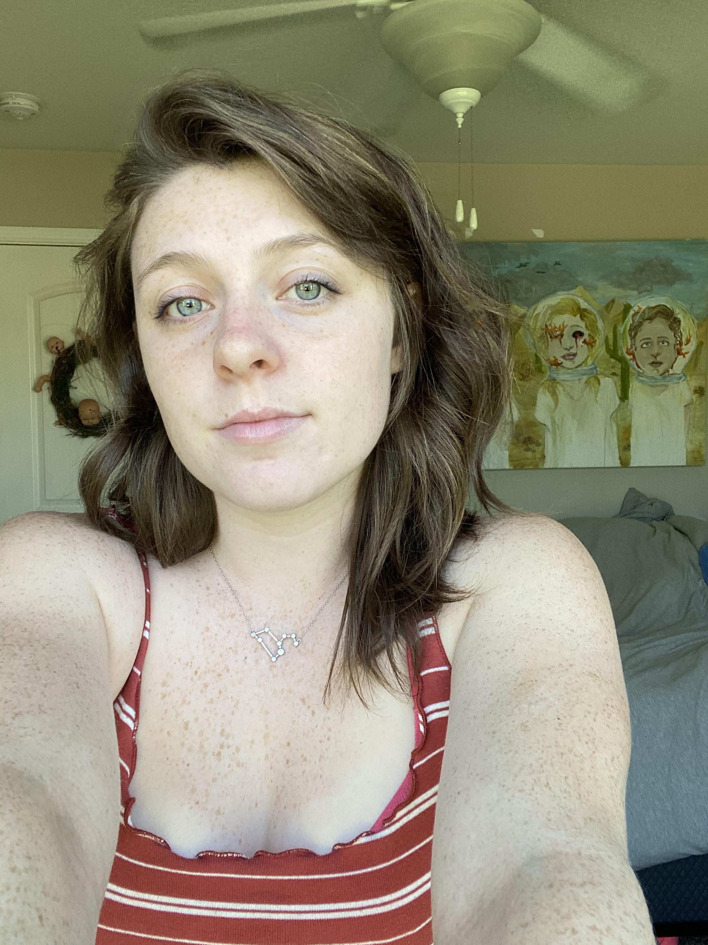 🧸🧸 | Scrolller