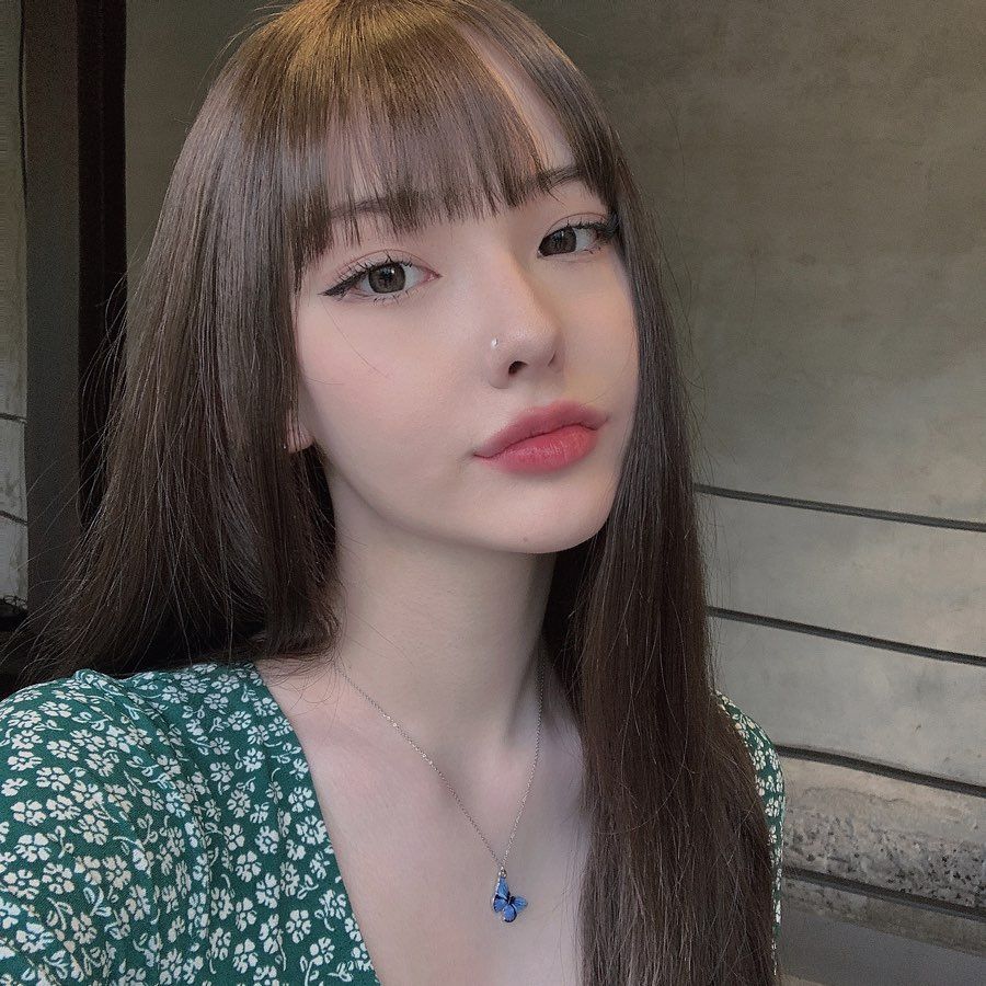 Uzbek X Russian X Korean Scrolller
