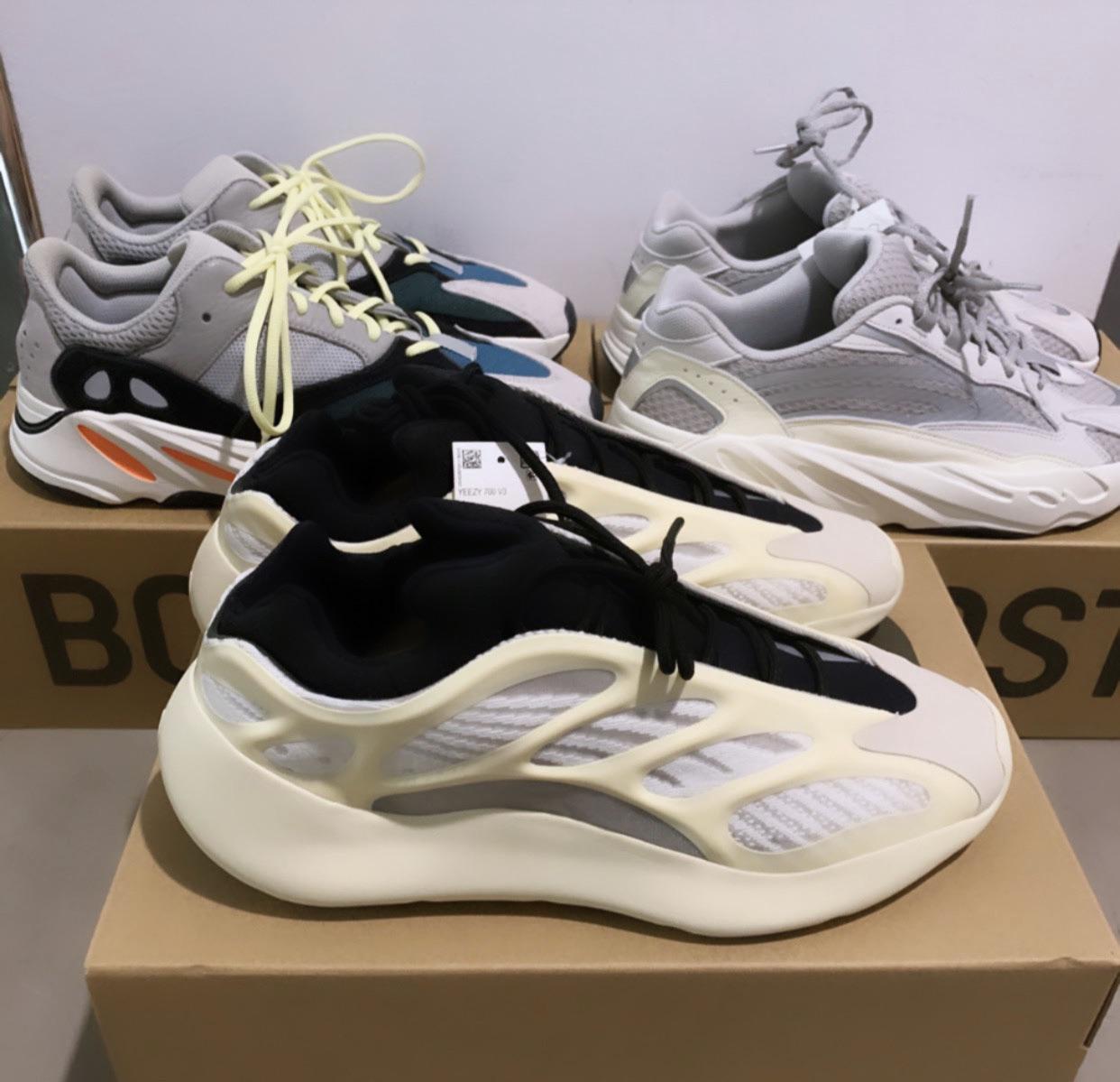 V1, V2, V3 | Scrolller