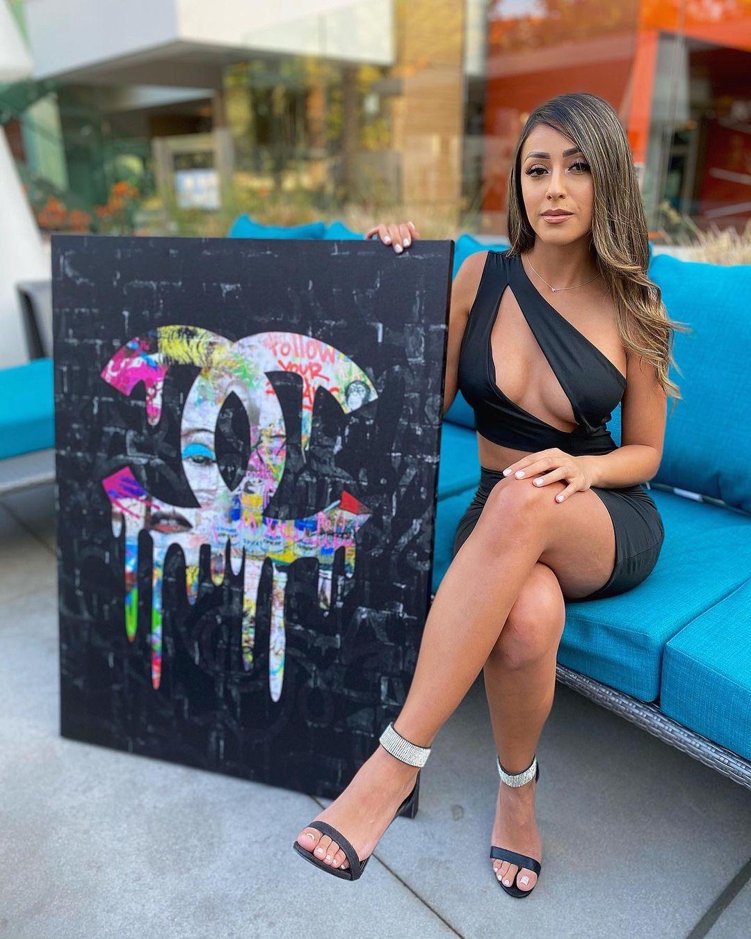 Vanessa Estrella | Scrolller