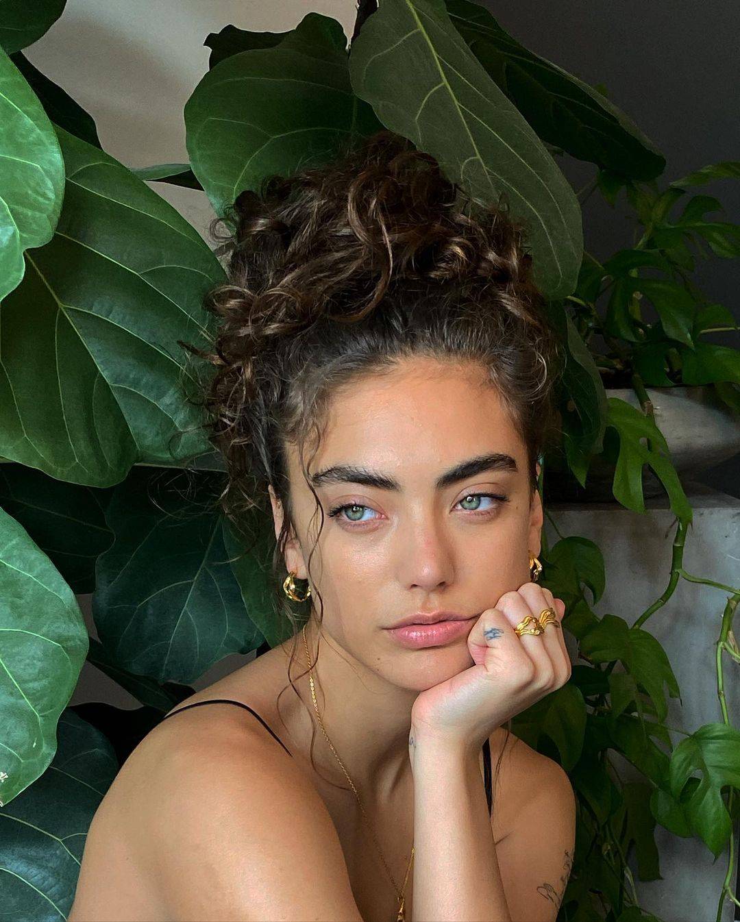 Vanessa Moe | Scrolller