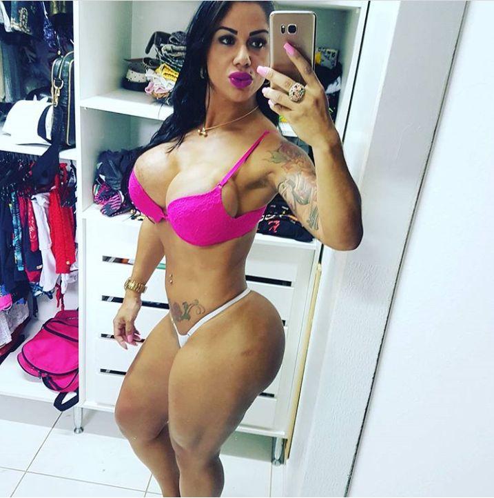 Vanessa Soares | Scrolller