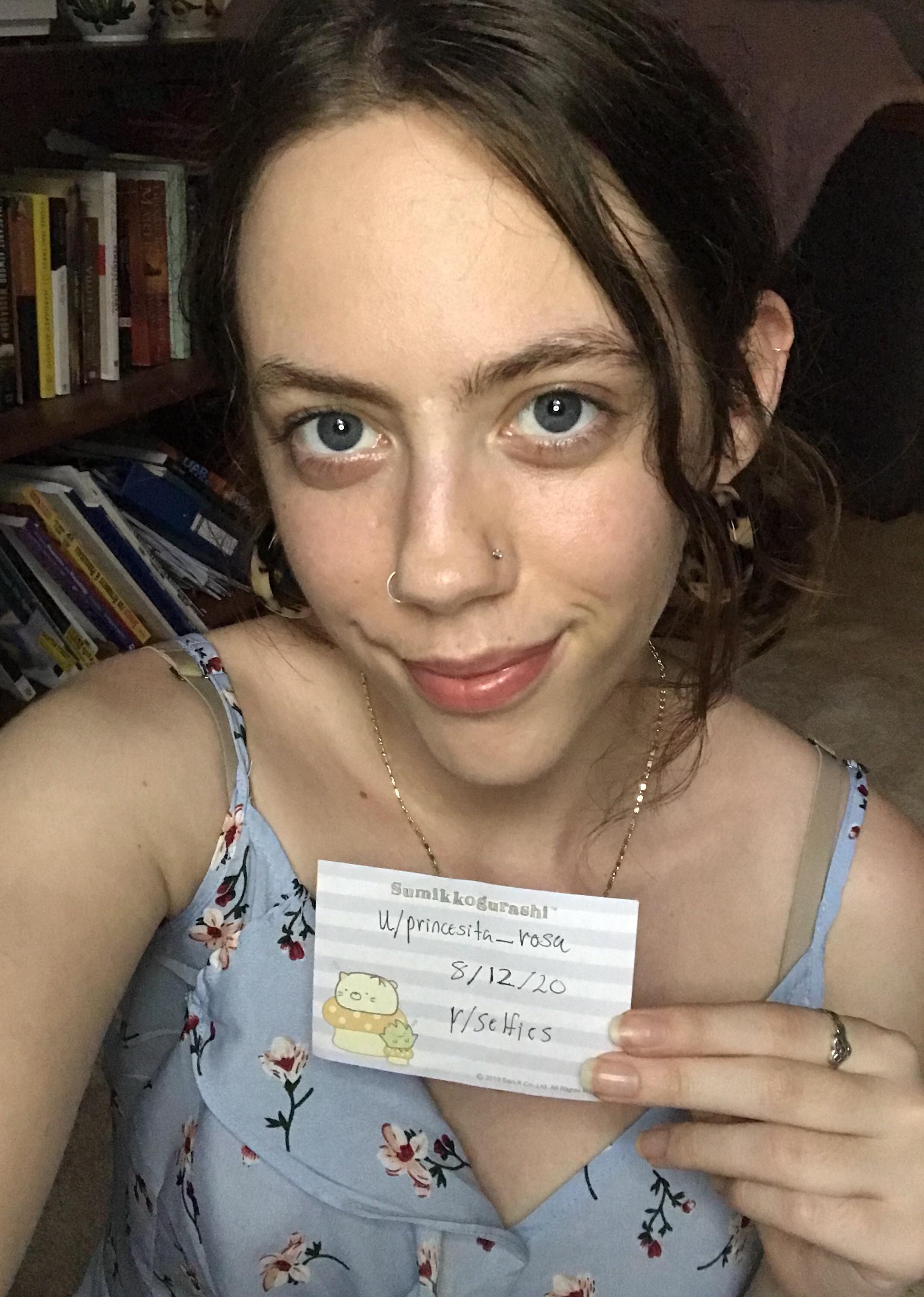 Verifying it’s me (27f) | Scrolller