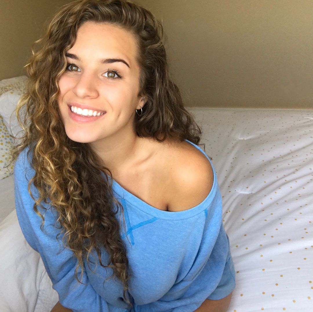 Very cute with dimples | Scrolller