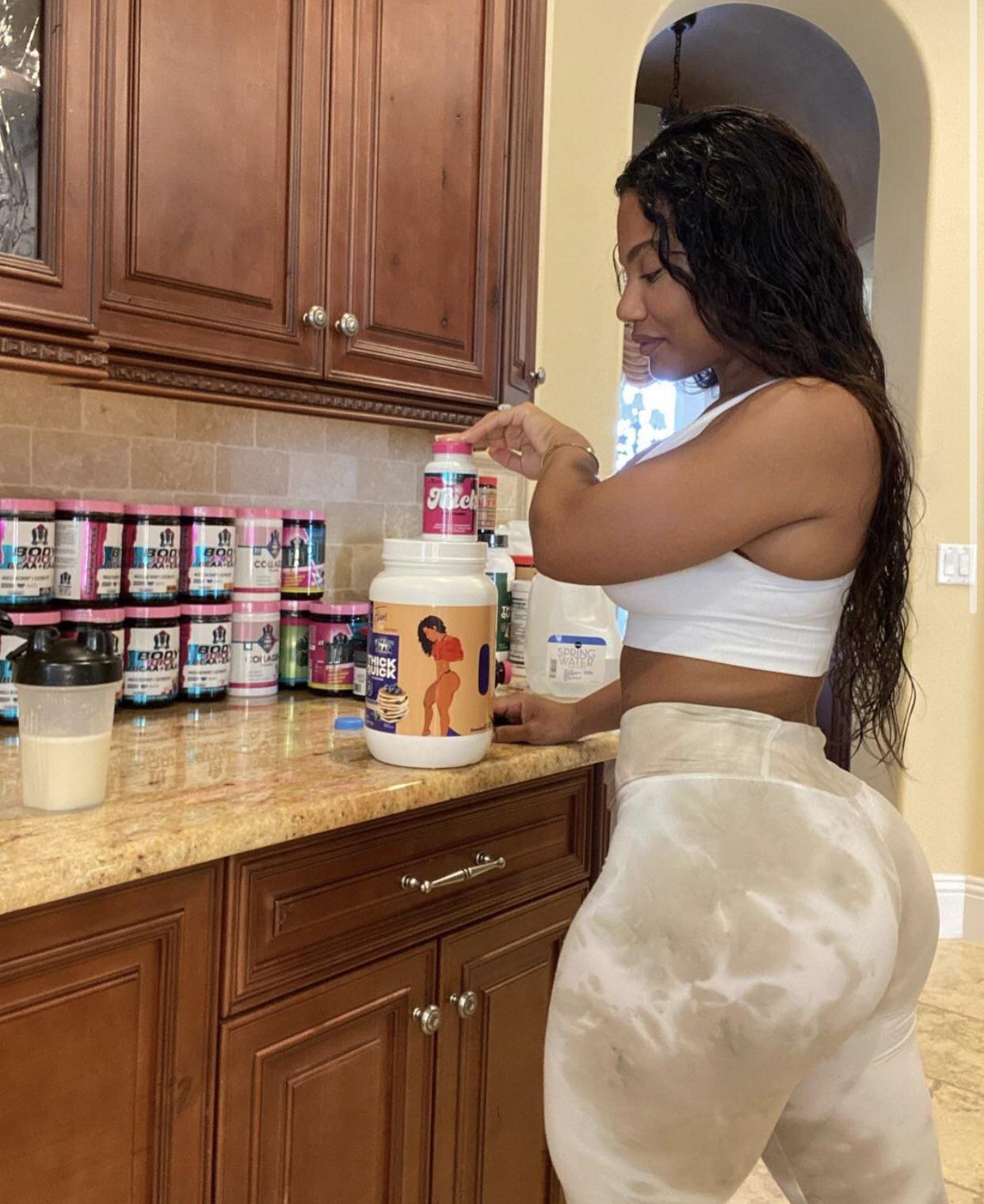 Very thicc! | Scrolller