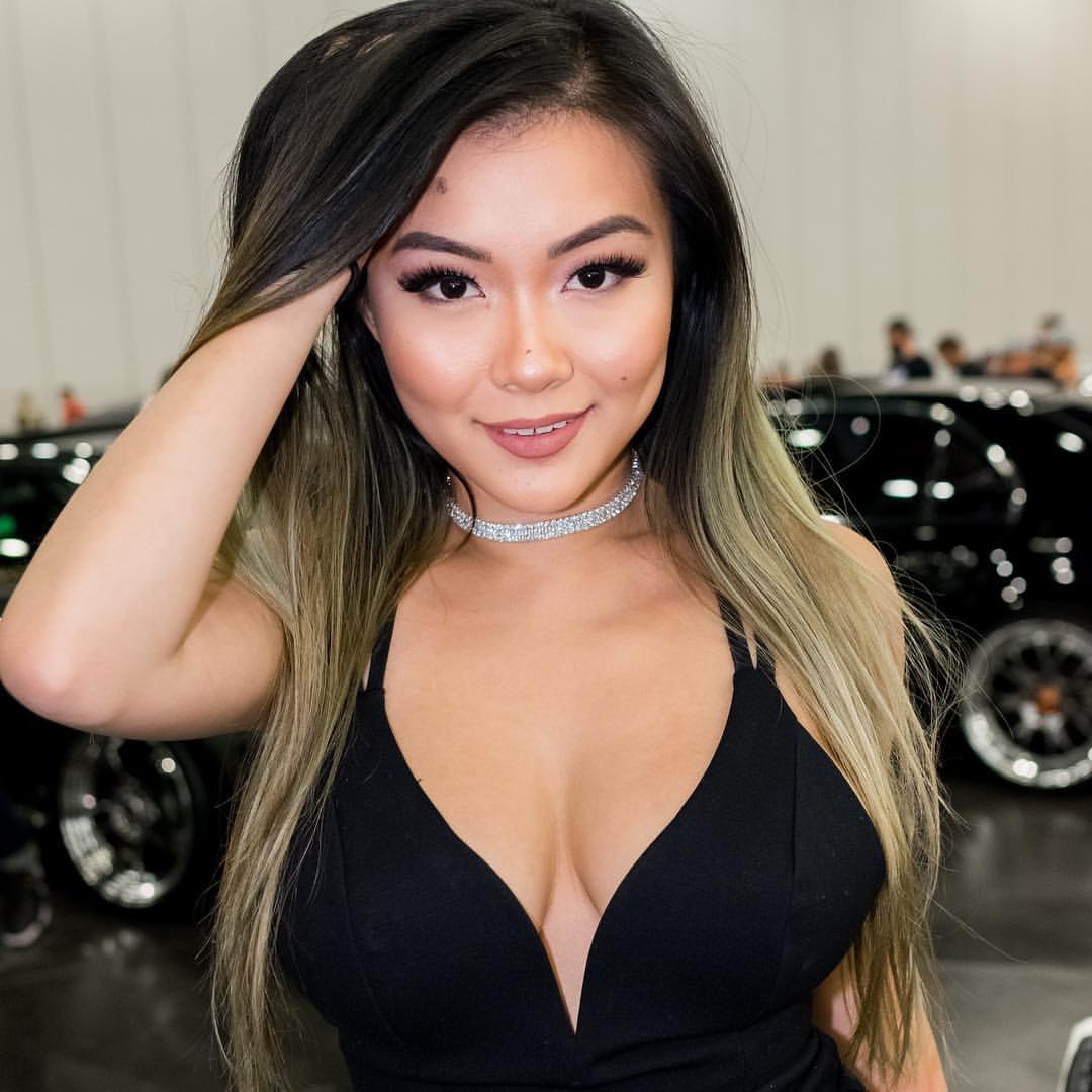 Vicki li at Hot Import 第一 | Scrolller