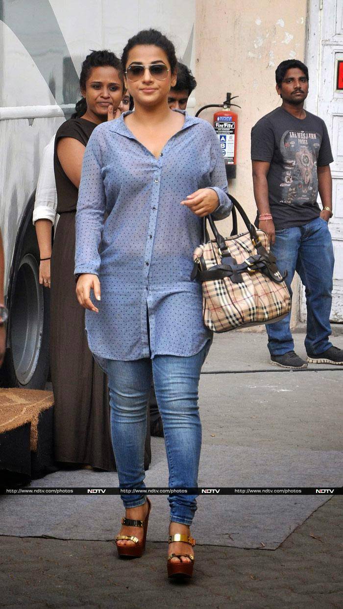 Vidya Balan Scrolller