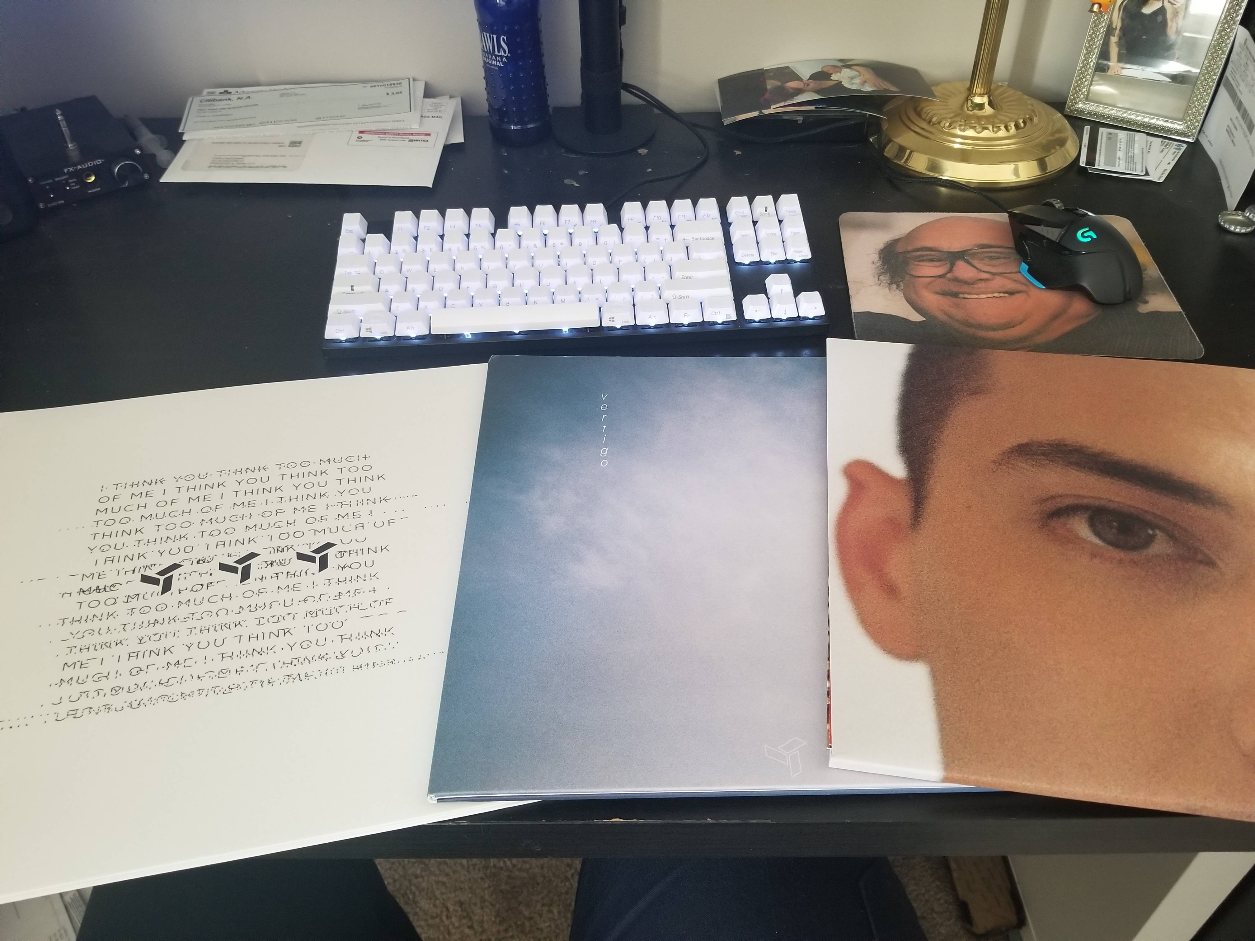 Vinyl dumb | Scrolller