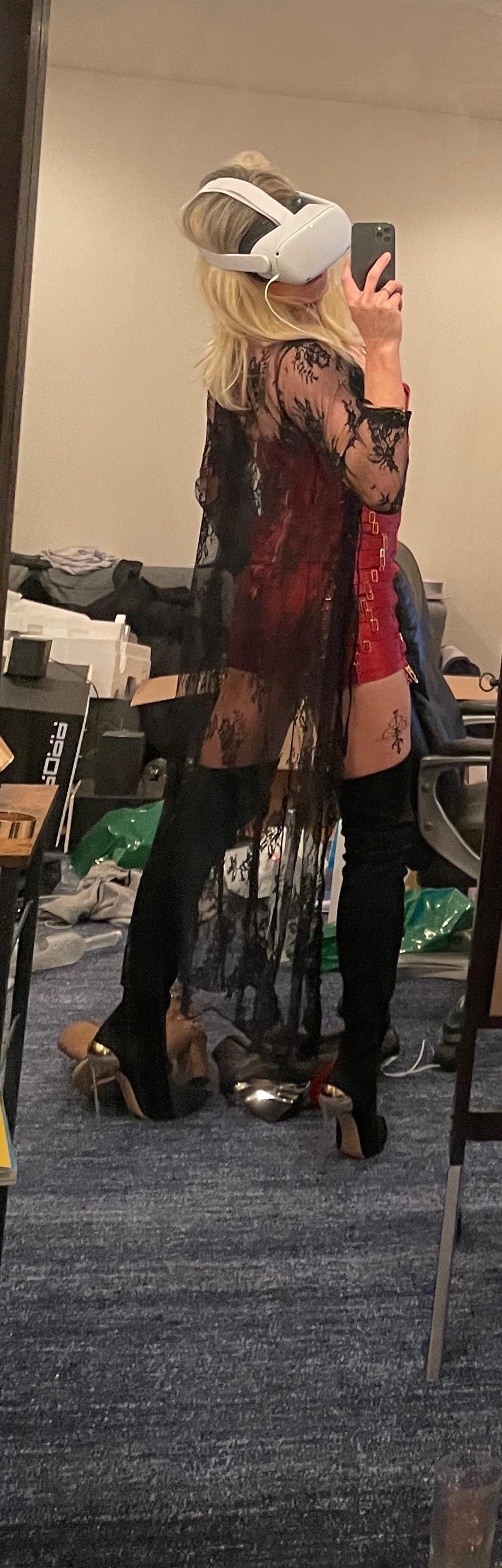 VR sissy | Scrolller