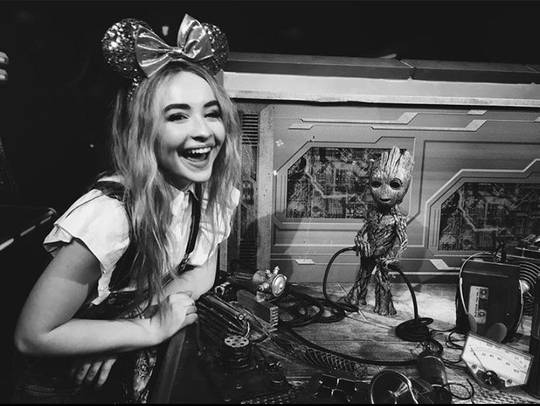 W/ Groot | Scrolller