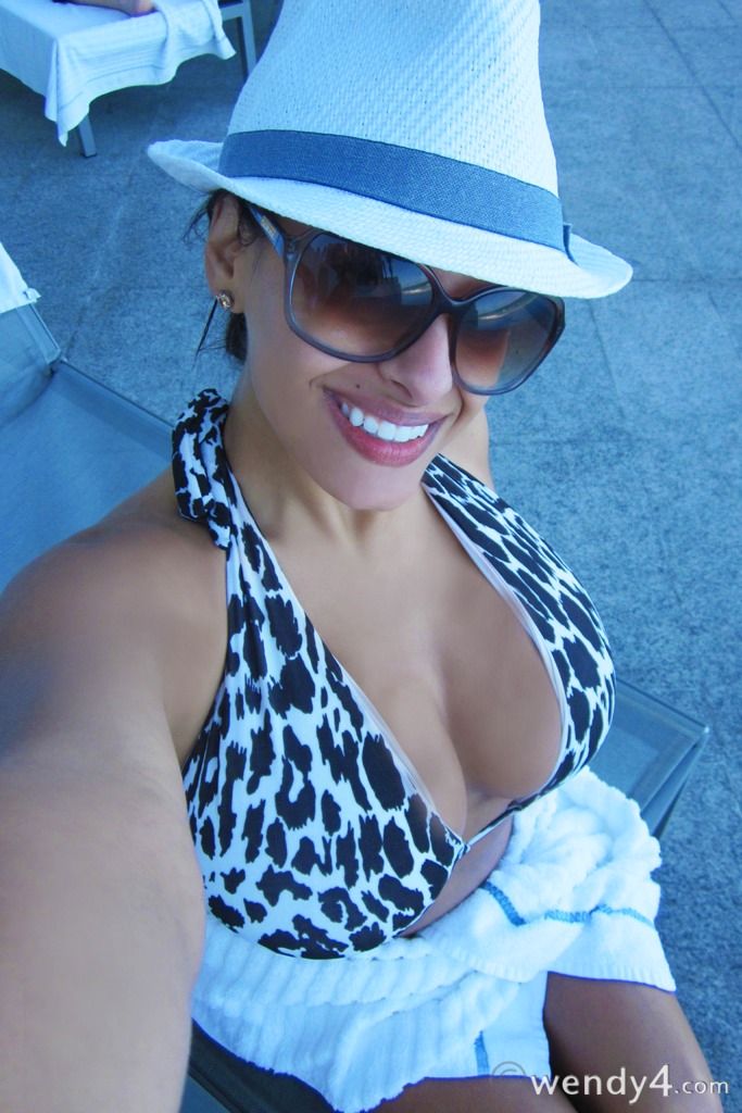 W4_Candids_201109_82_puertorico | Scrolller