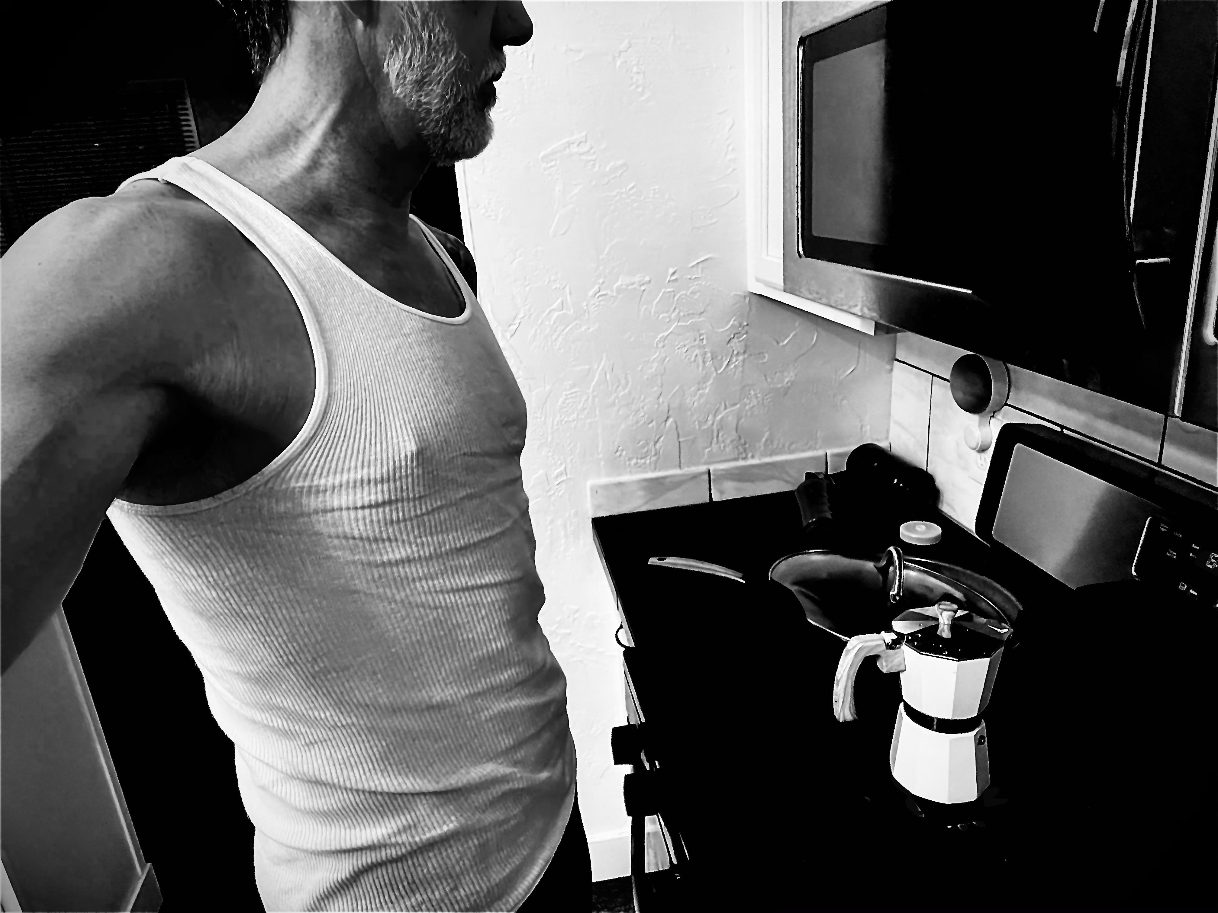 Waiting... | Scrolller