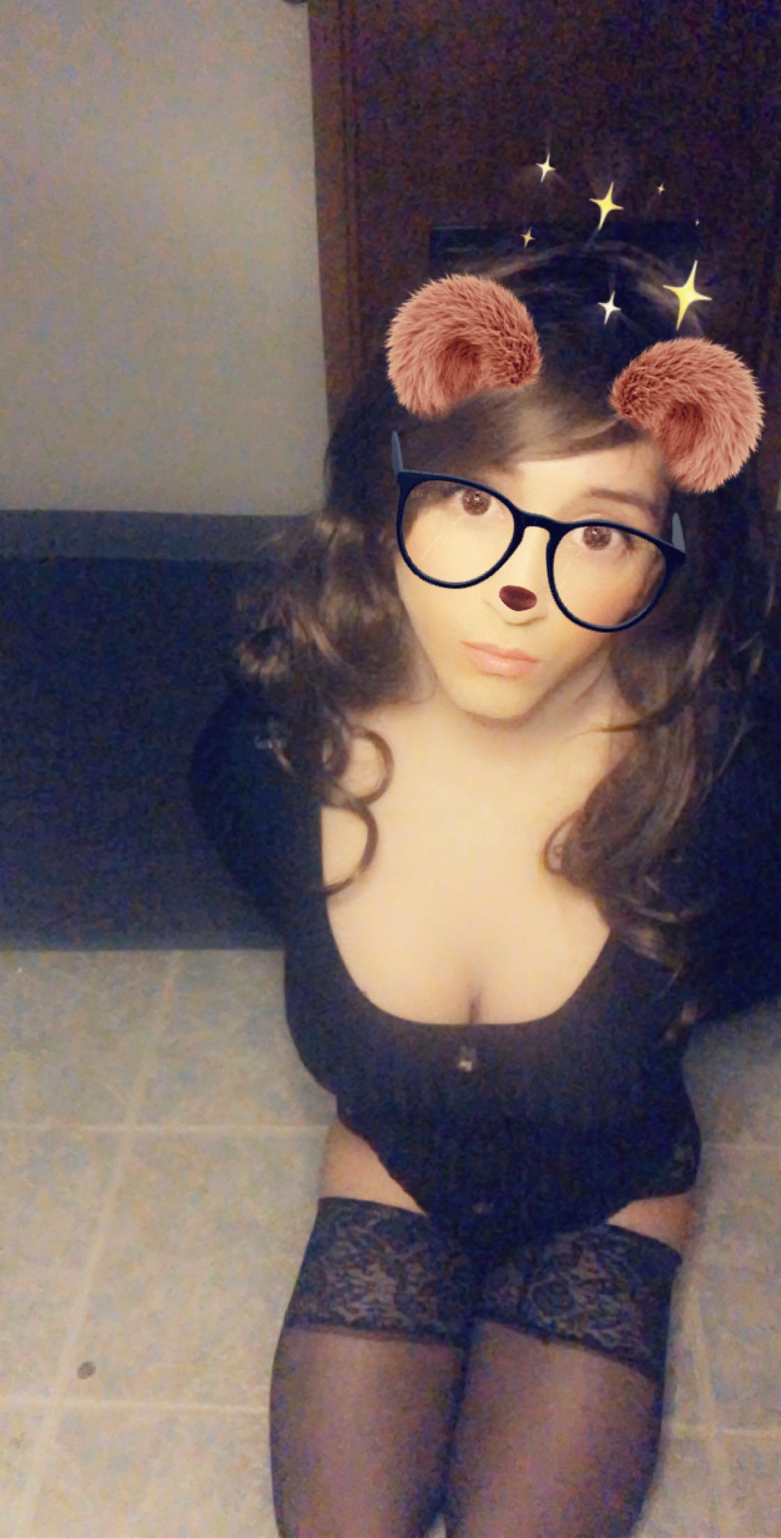 Waiting for someone to please use me | Scrolller