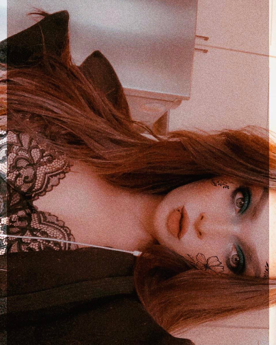 Wanna be my boy toy? | Scrolller