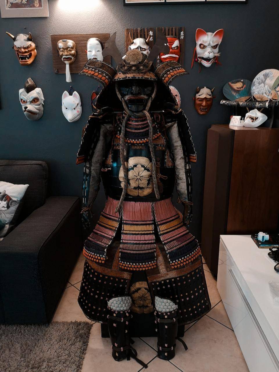 Wanted to share my armor with Oda kamon! | Scrolller