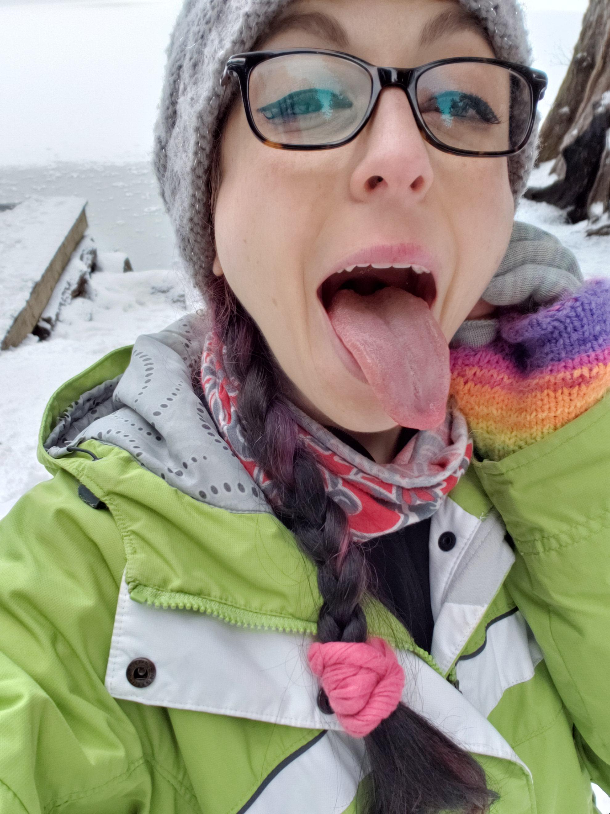 Warm Tongue Cold Day Scrolller