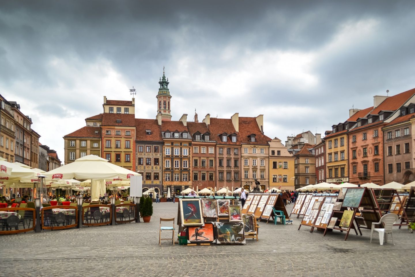 Warsaw's Old Town Market Square | Scrolller