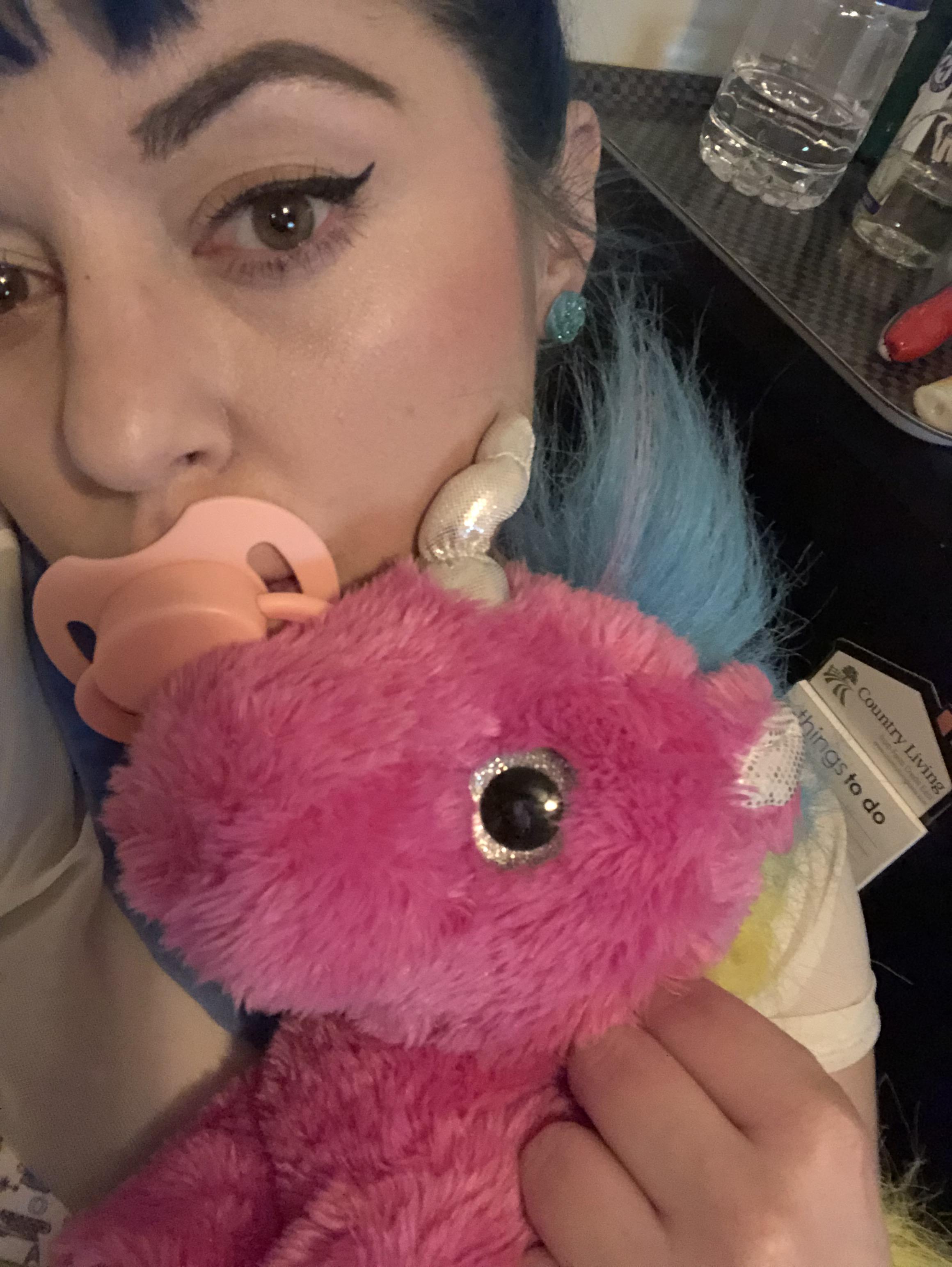 Watching Steven Universe like this always gets me deep in littlespace. | Scrolller