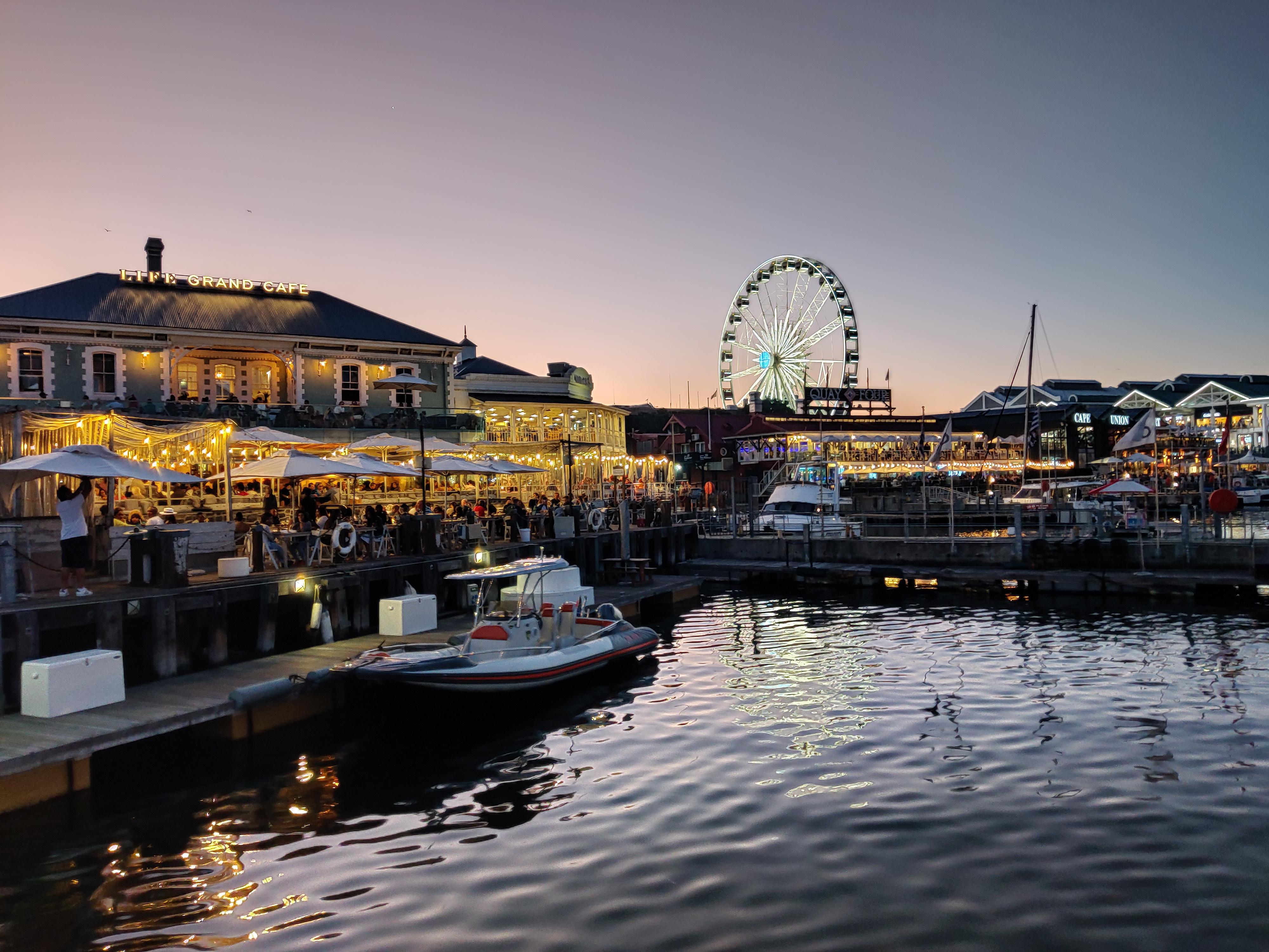 Waterfront looking pretty this evening | Scrolller