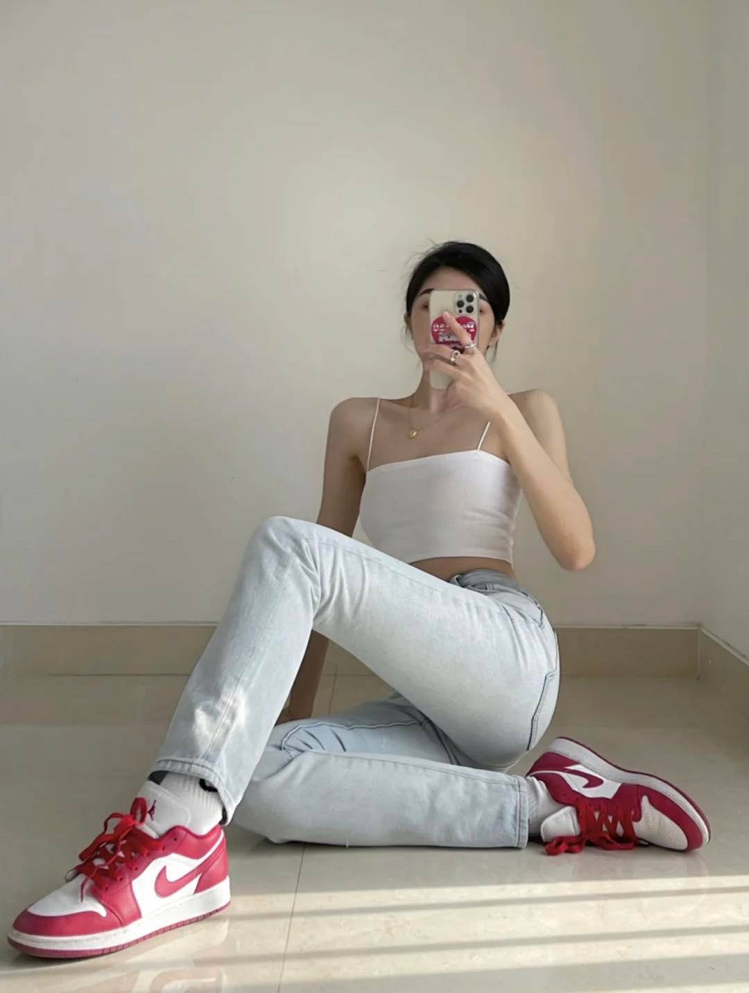 We can do it simple and plain | Scrolller