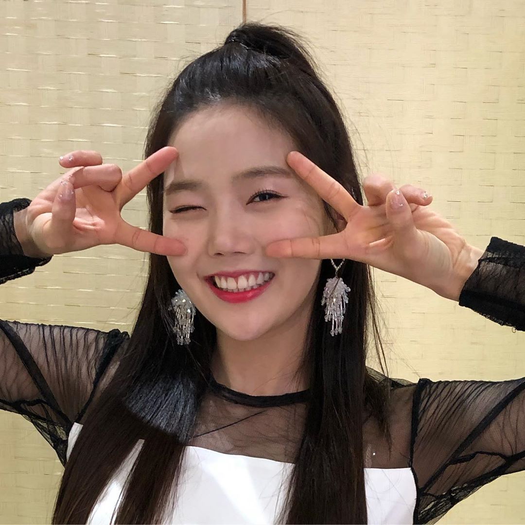 We Can Do Winky Hyojung For Days... | Scrolller