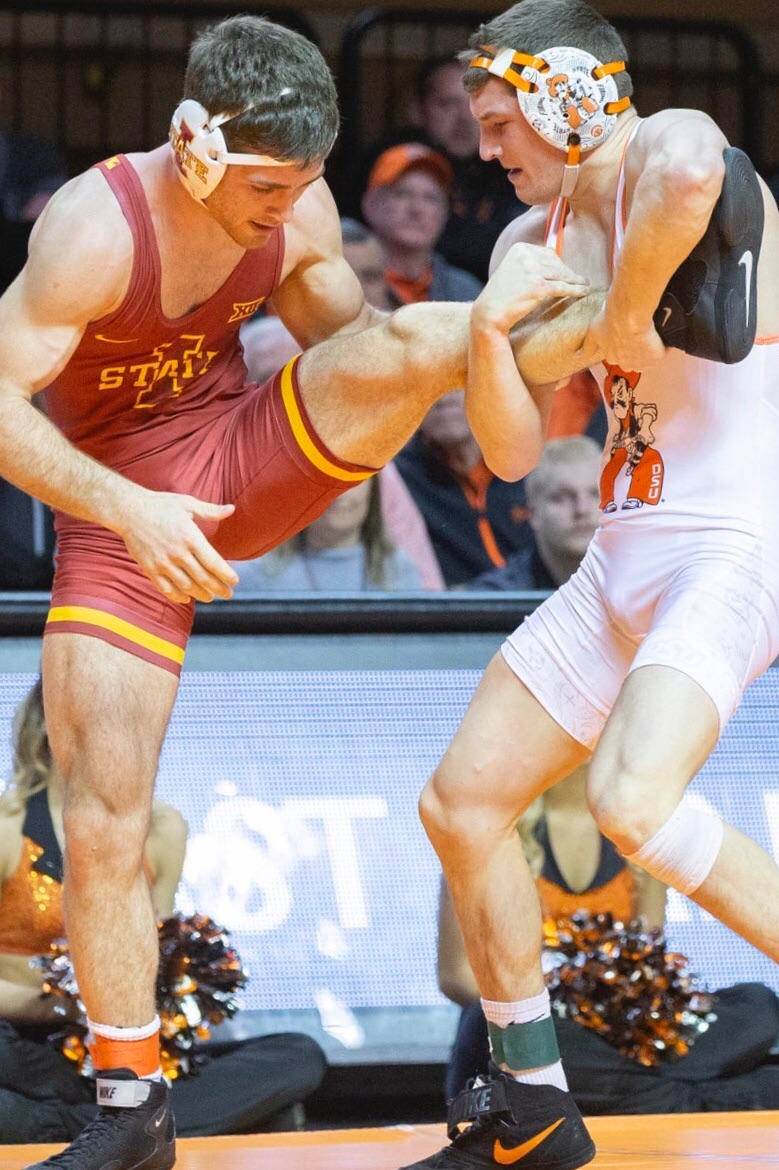 we’re all looking too | Scrolller