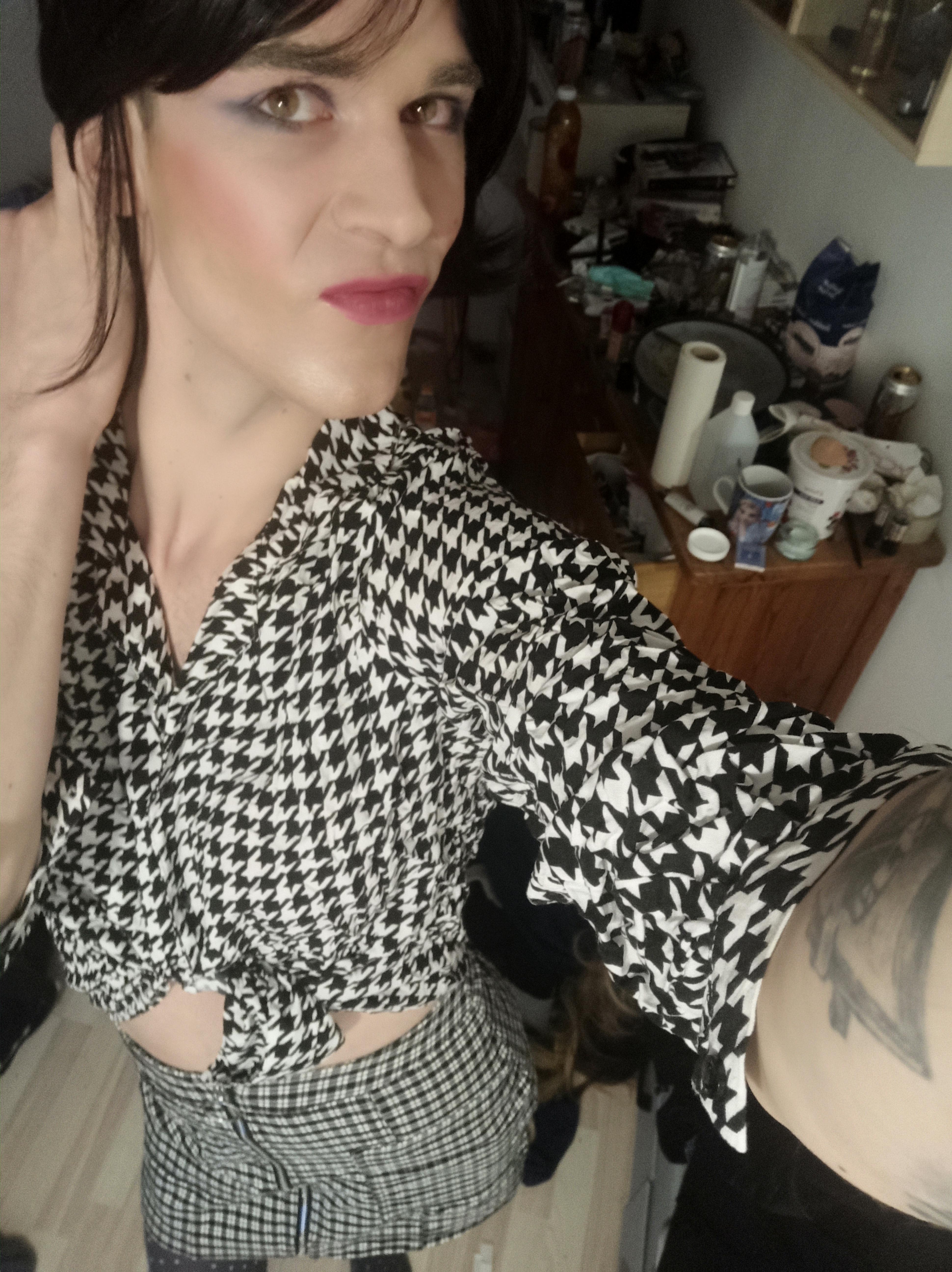 I like a role play tottally switch | Scrolller