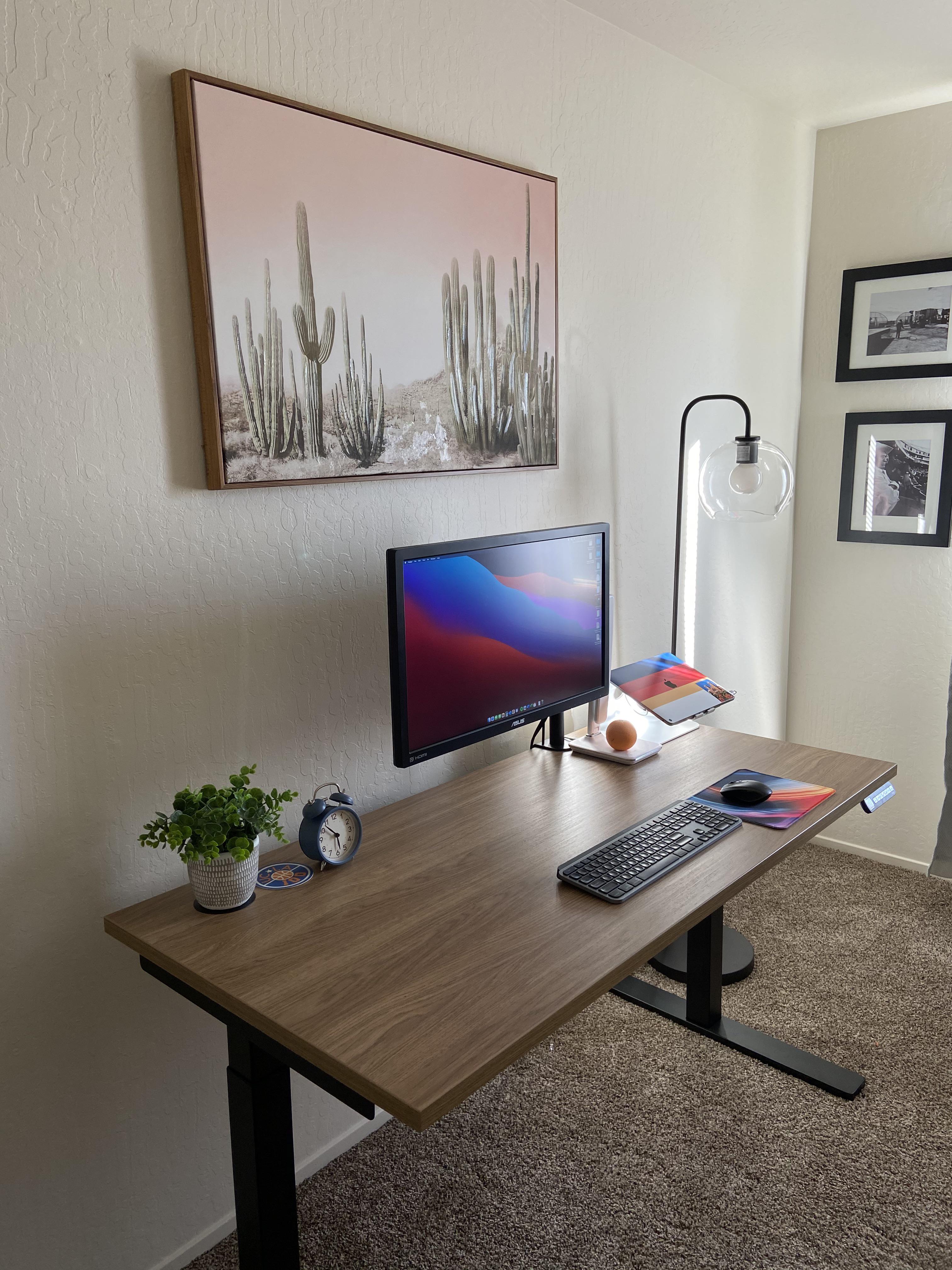 WFH Setup | Scrolller