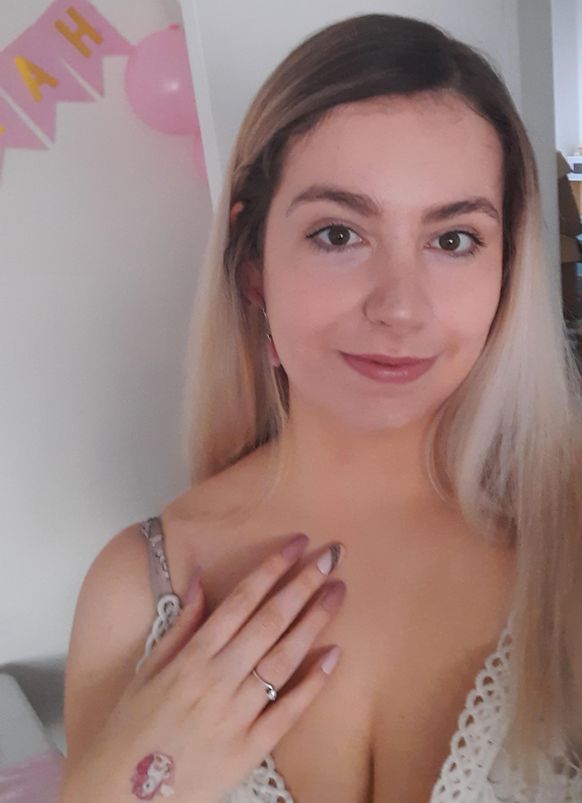 What could be more humiliating then having to pay a hot girl to get her attention [domme ...