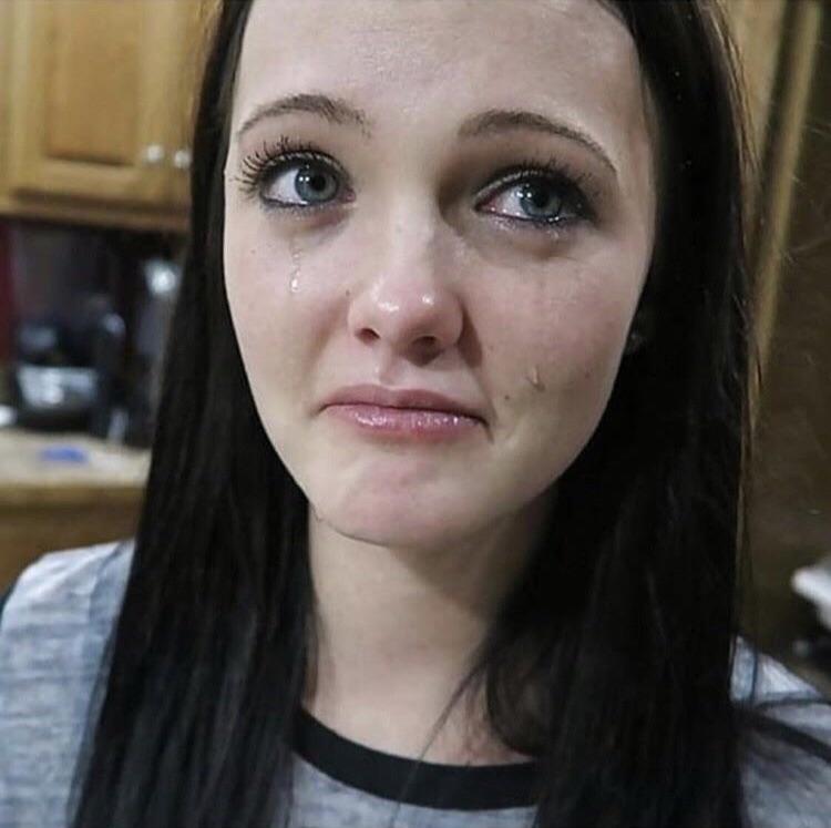 What do u think made her cry | Scrolller