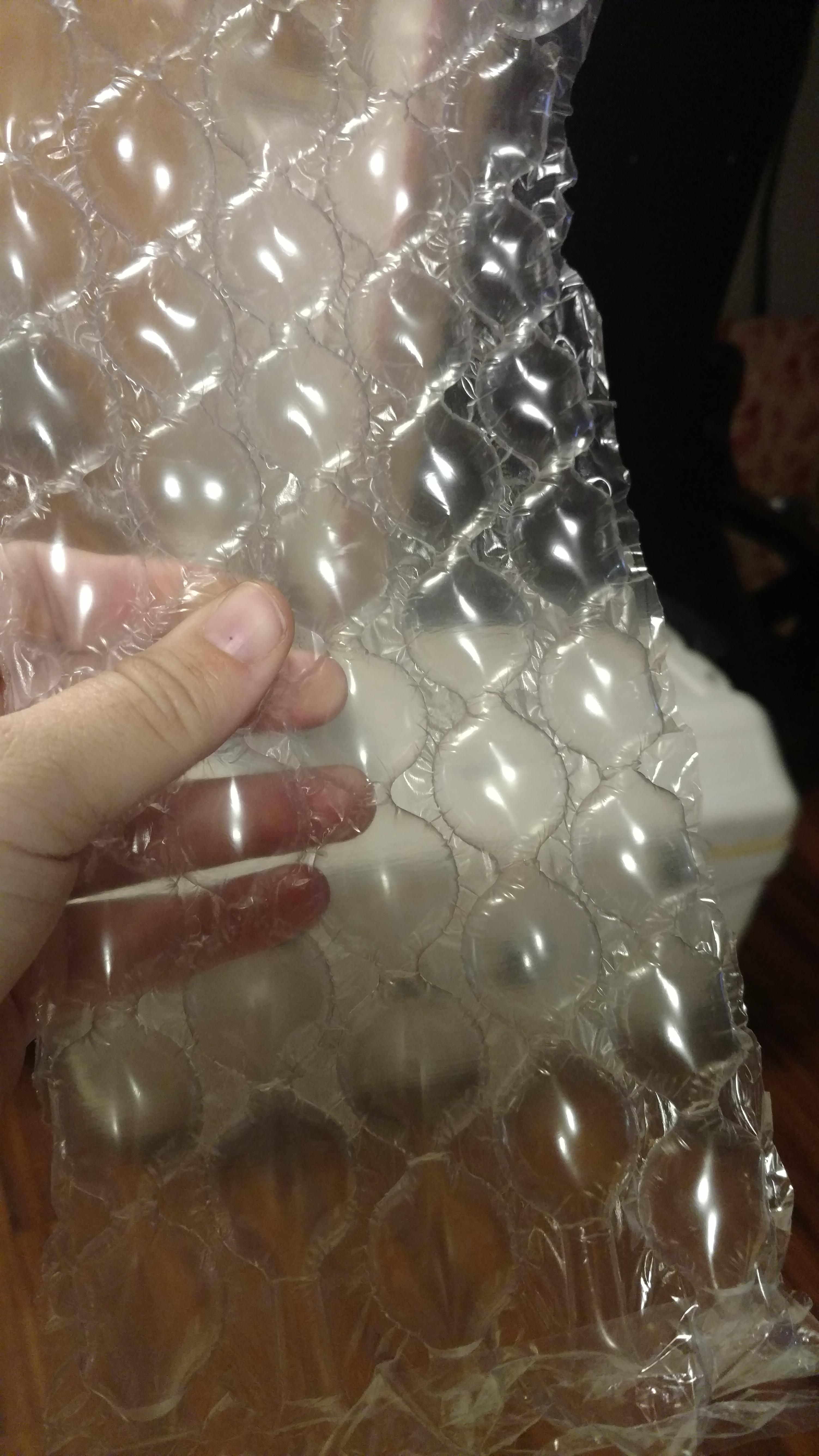 What is this bullshit anti-pop bubble wrap? | Scrolller