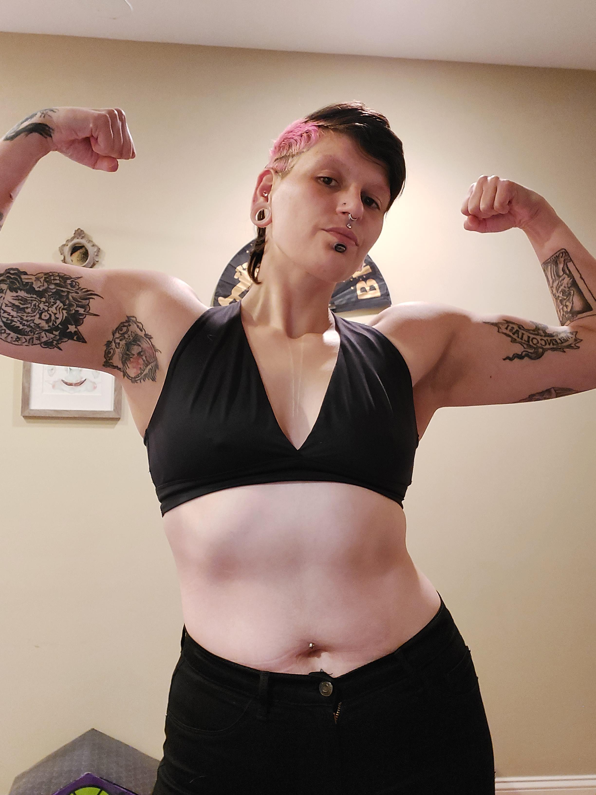 What is your New Year's resolution? Mine is to get back into a lifting routine | Scrolller