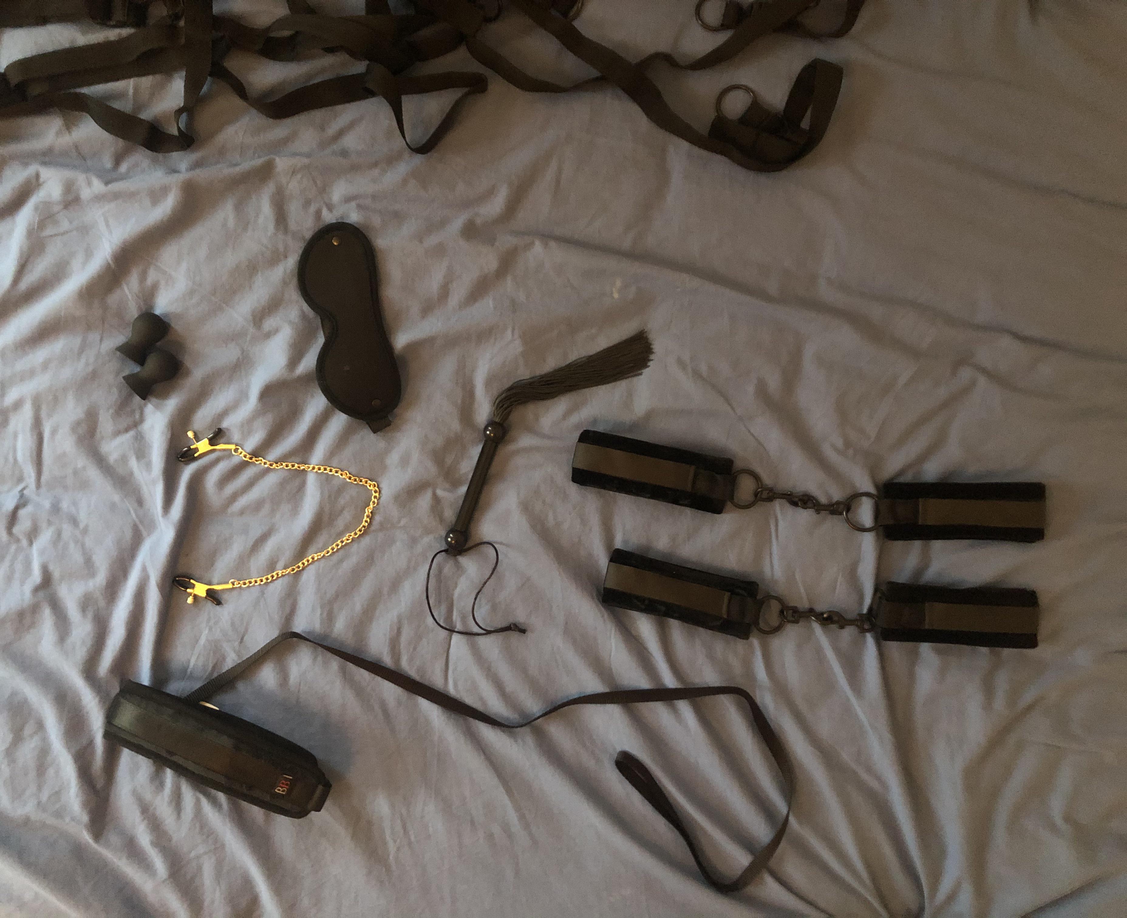 What should I use first on my sub gf? | Scrolller