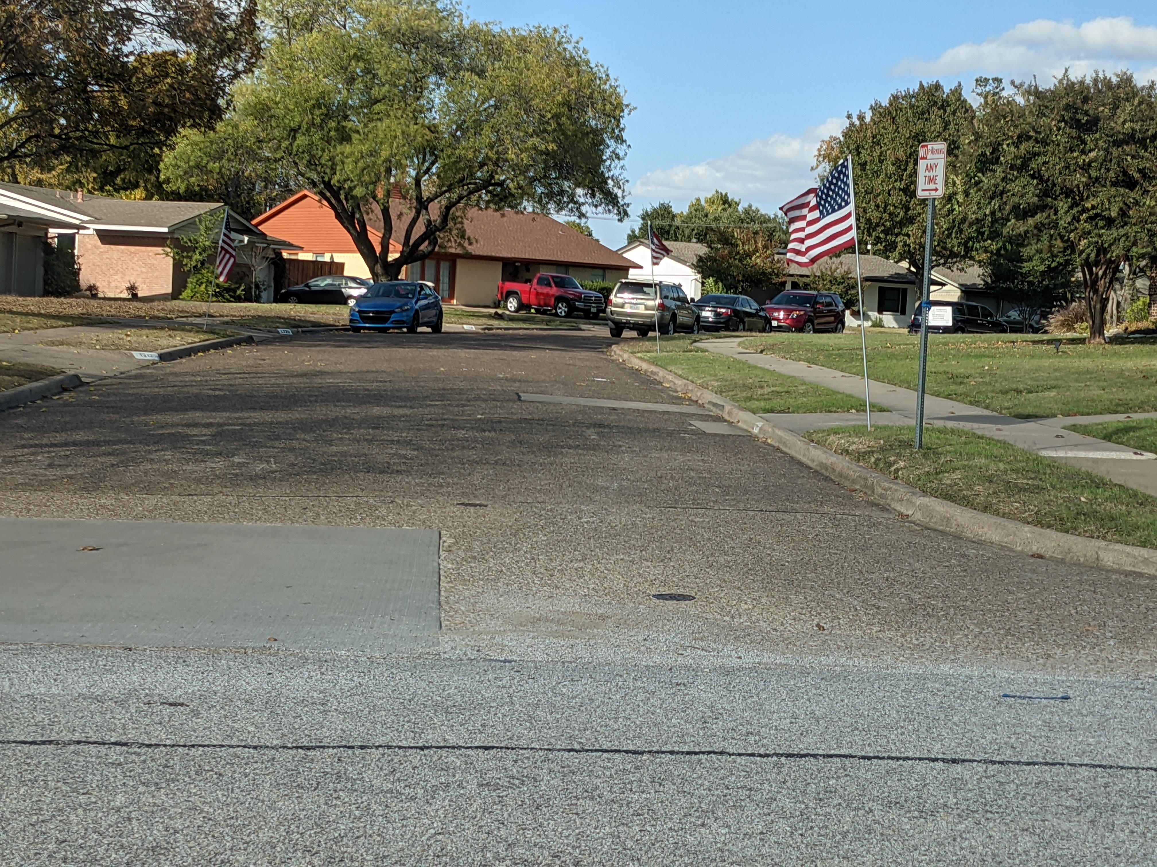 What's up with the flags in the front yards? Richardson/Dallas | Scrolller