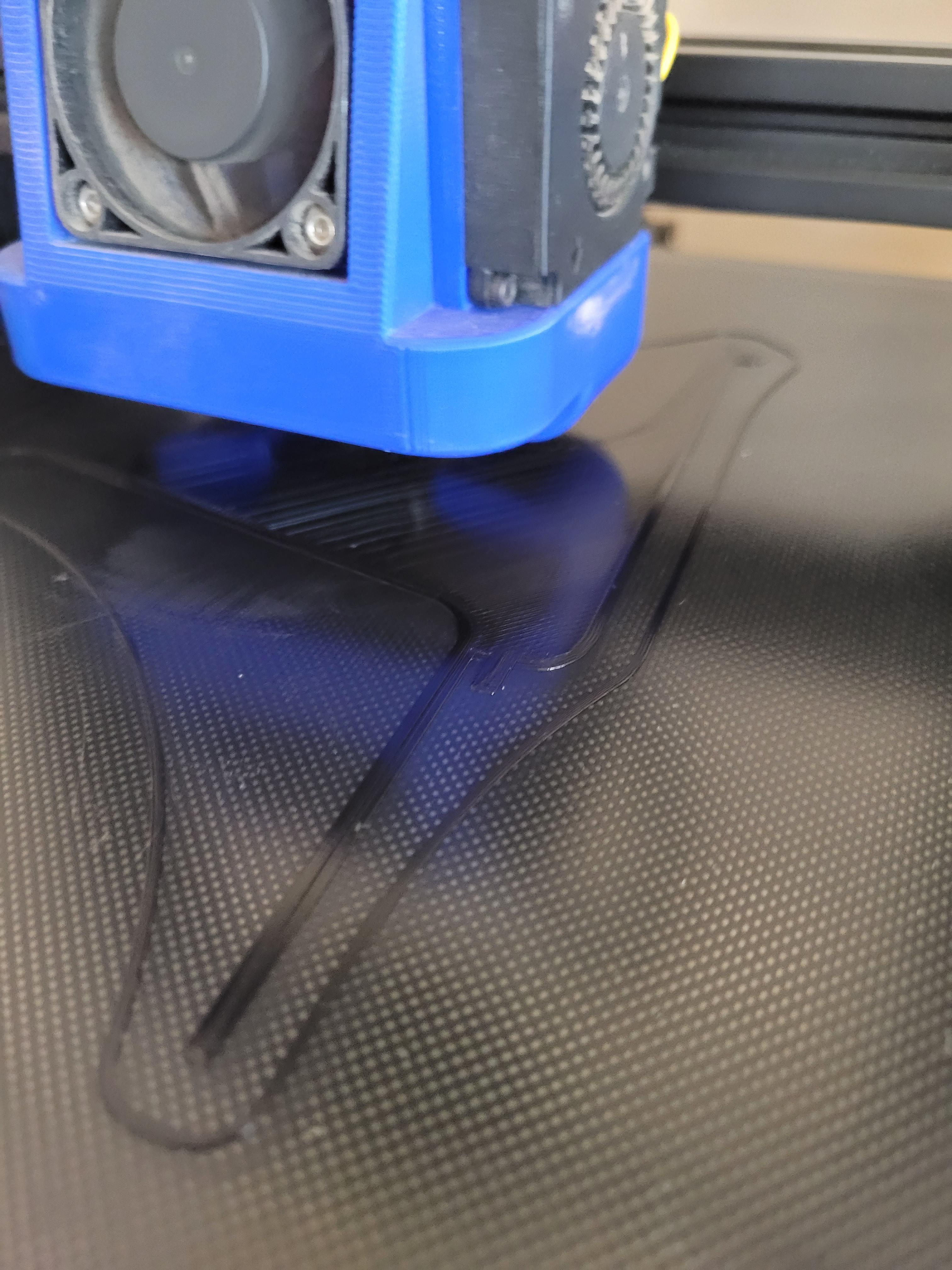 When that first layer is just as reflective as the glass bed 🥳😎 | Scrolller