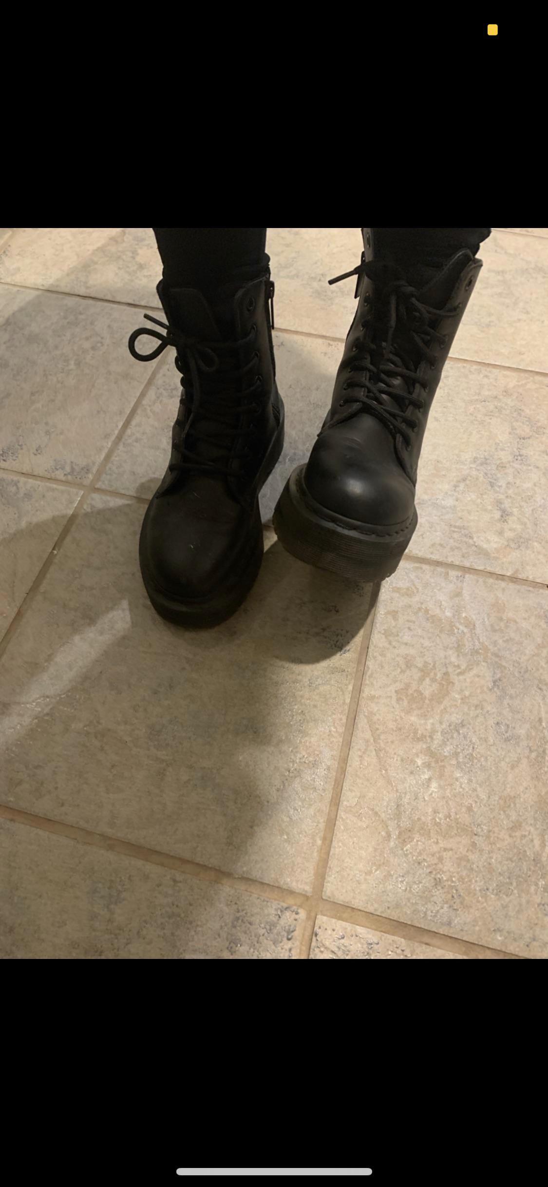 Where are my good little slaves? | Scrolller