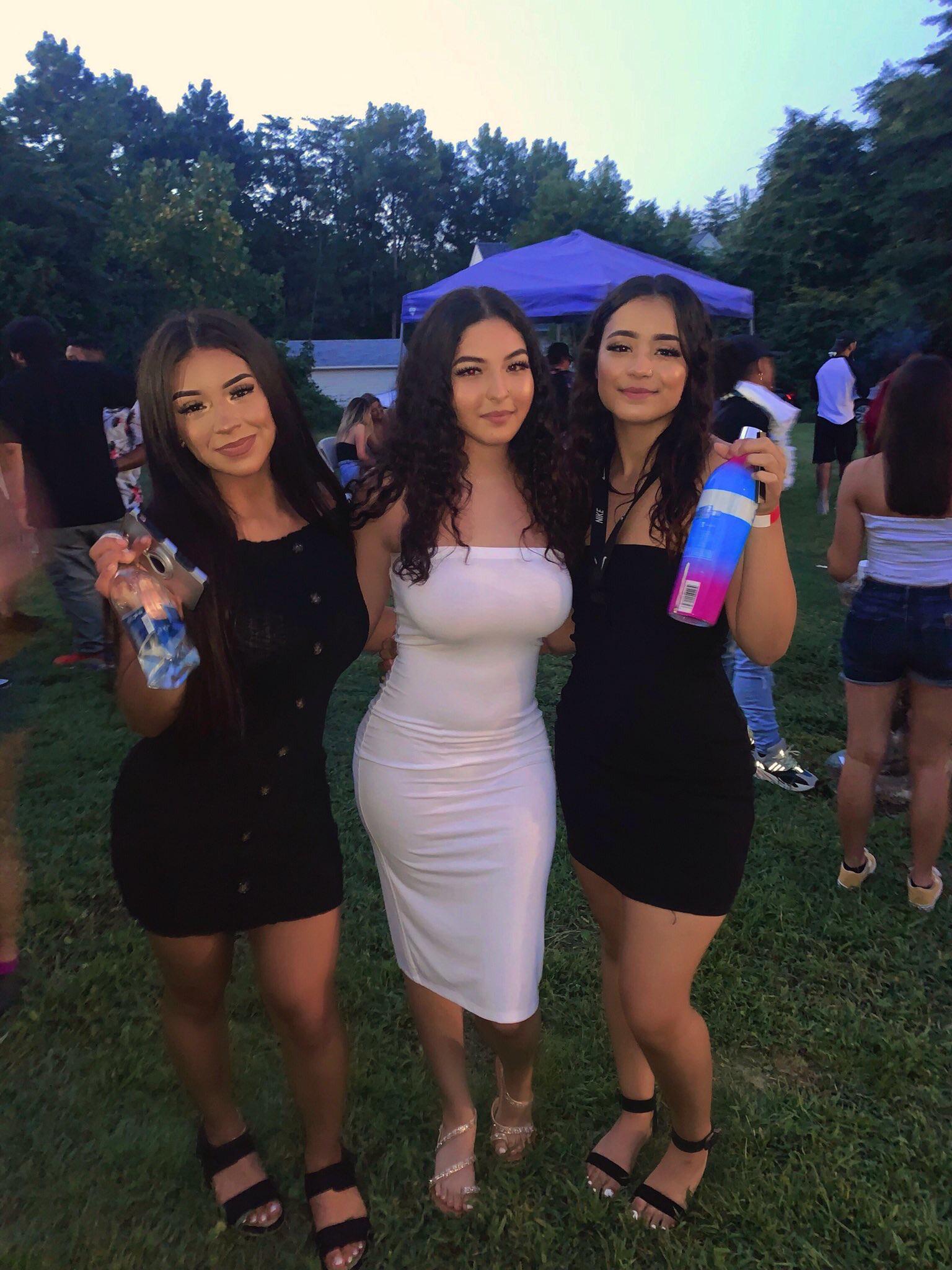 White dress owns me | Scrolller